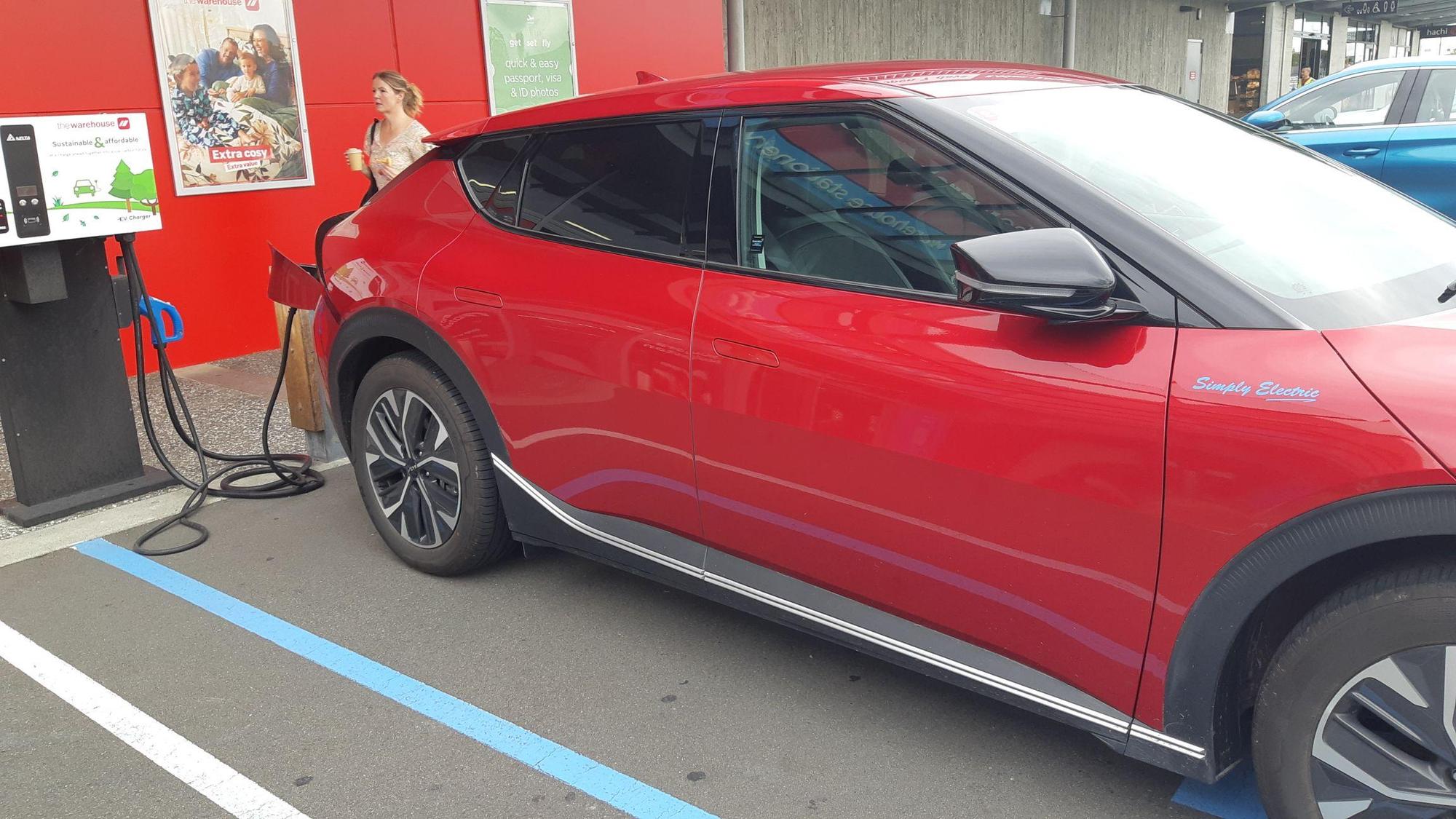 The Warehouse Rolleston | Rolleston, Canterbury | EV Station