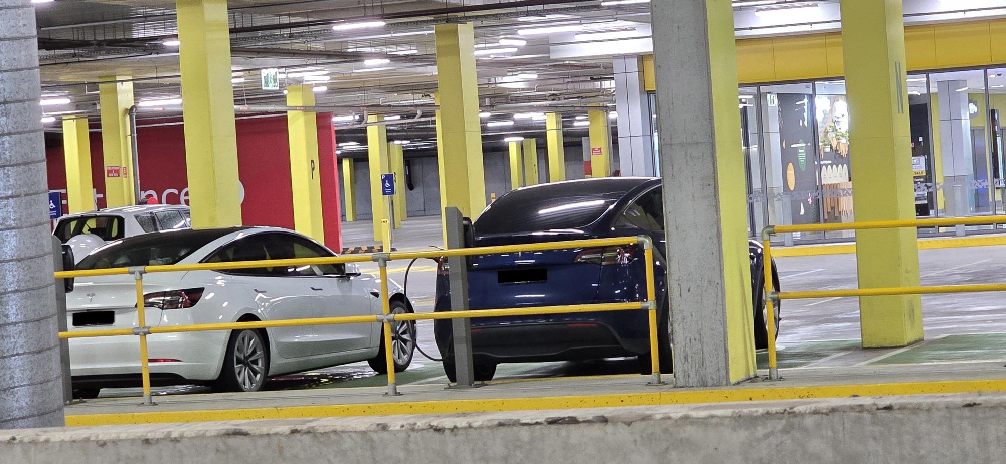 Springvale Homemaker Centre - IKEA | Springvale, VIC | EV Station