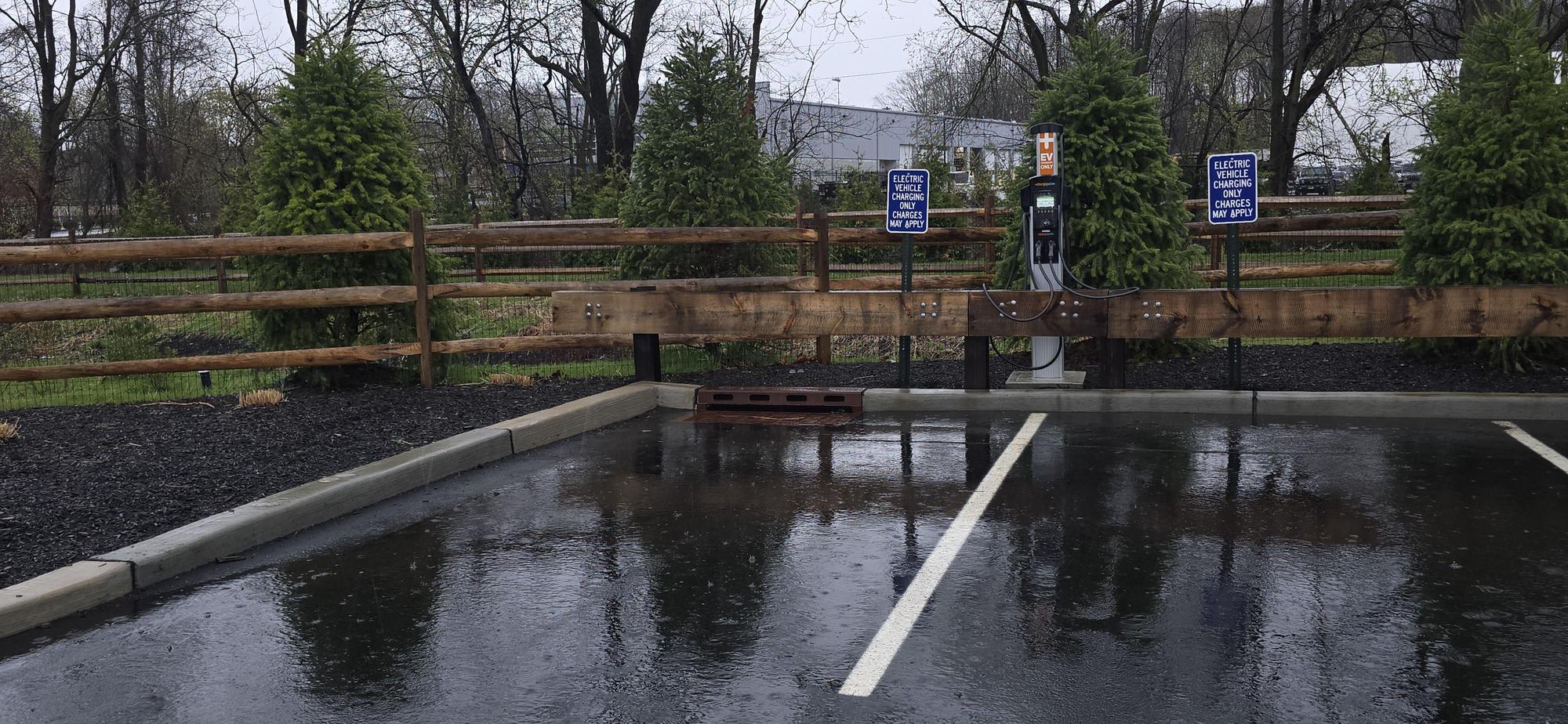 Essex County Eagles Field | Cedar Grove, NJ | EV Station