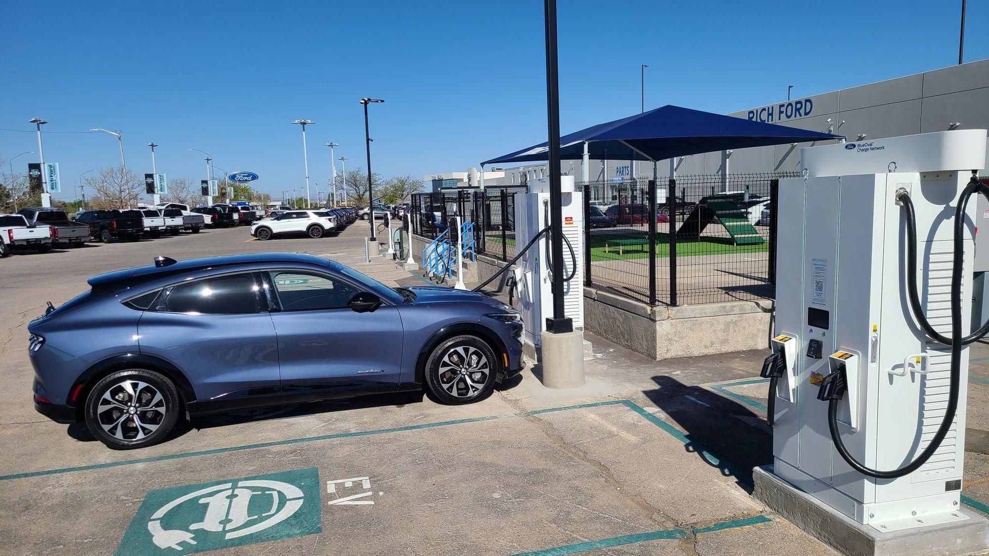 Rich Ford - Front | Albuquerque, NM | EV Station