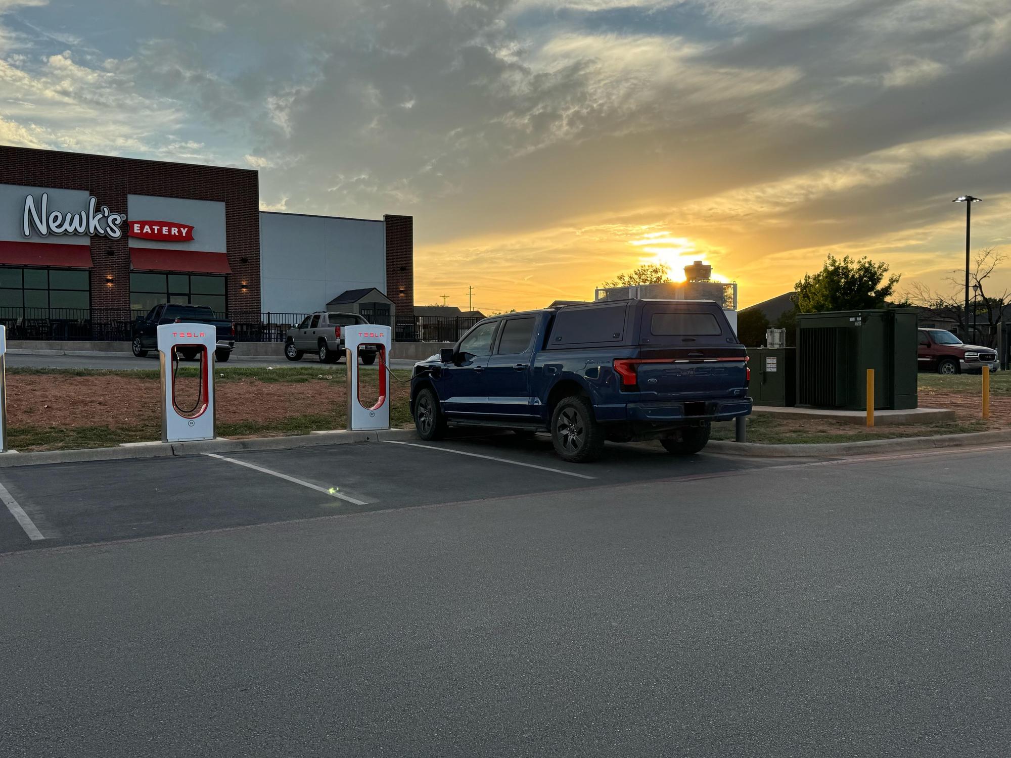 H-E-B | San Angelo, TX | EV Station
