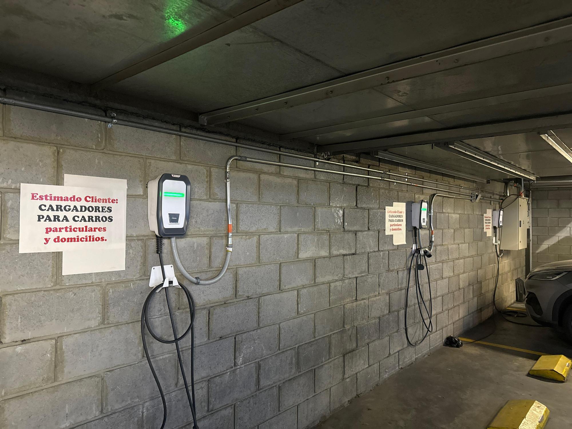 Éxito Country | Bogotá, Bogotá | EV Station