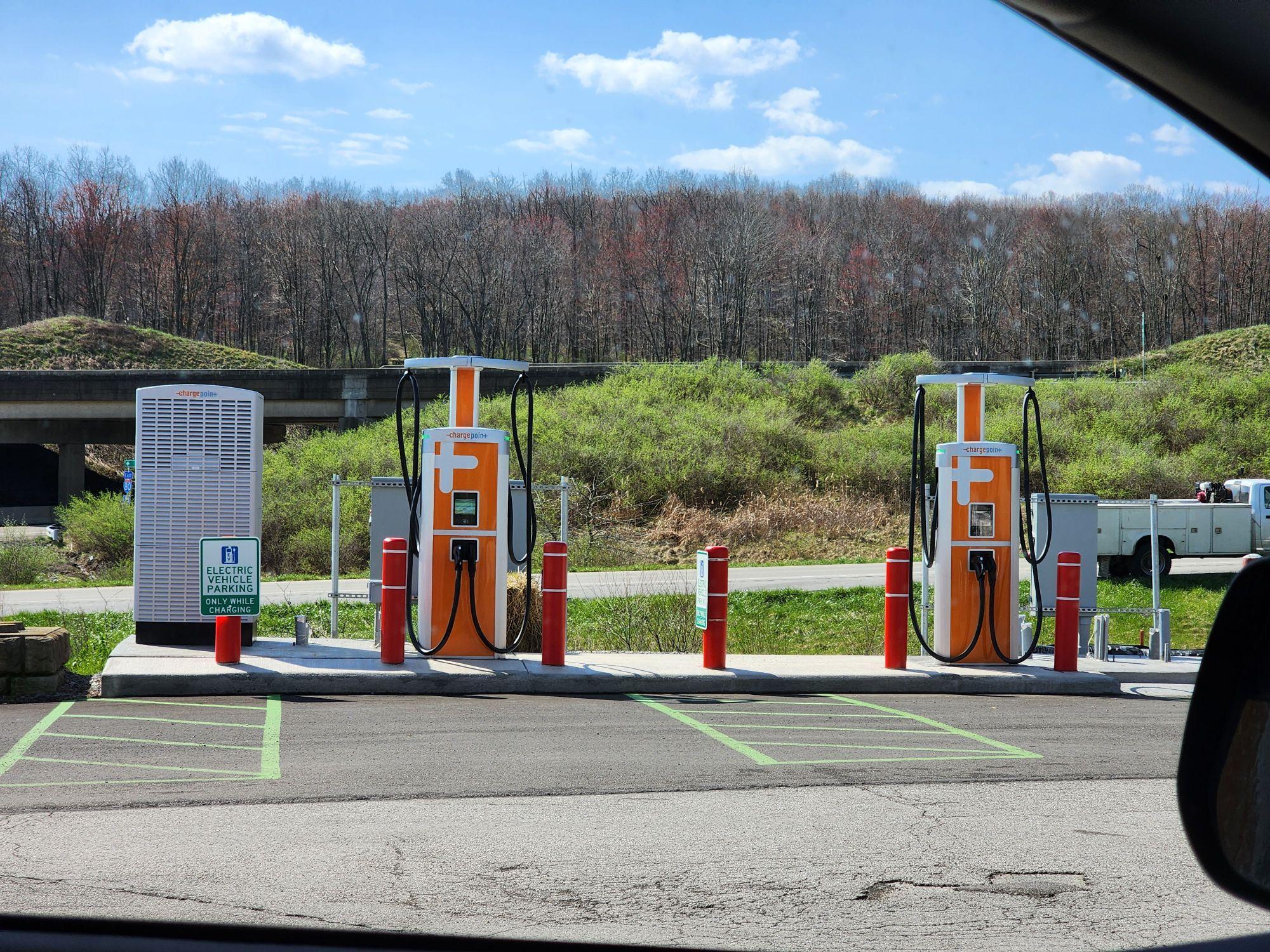 Pilot Travel Plaza | Emlenton, PA | EV Station