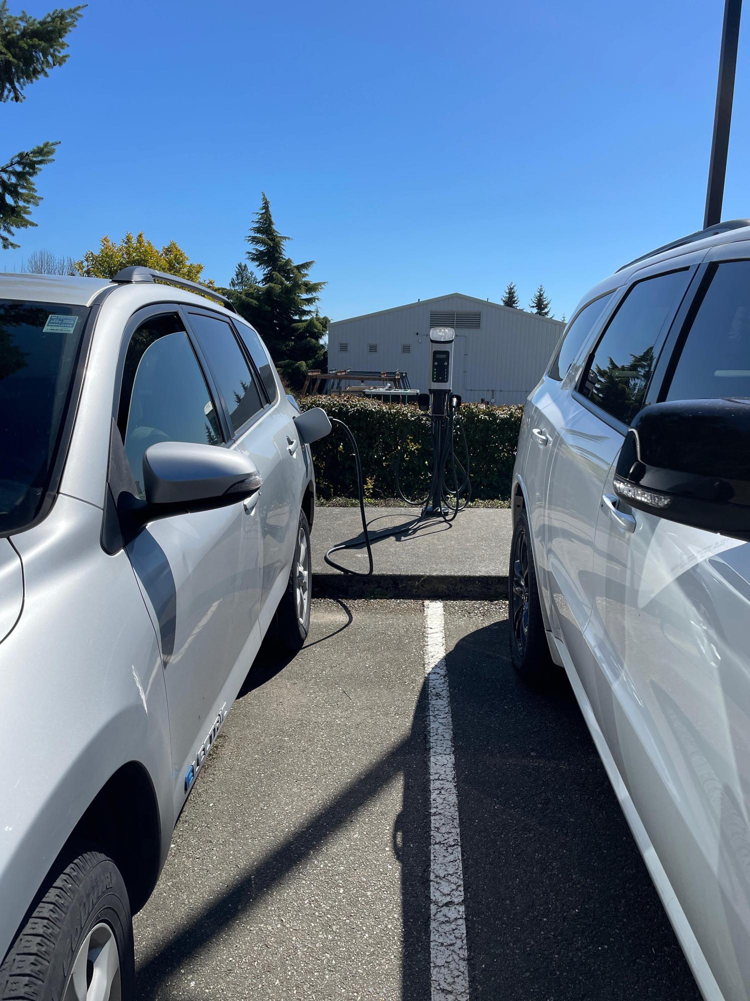 Edmonds Public Works | Edmonds, WA | EV Station