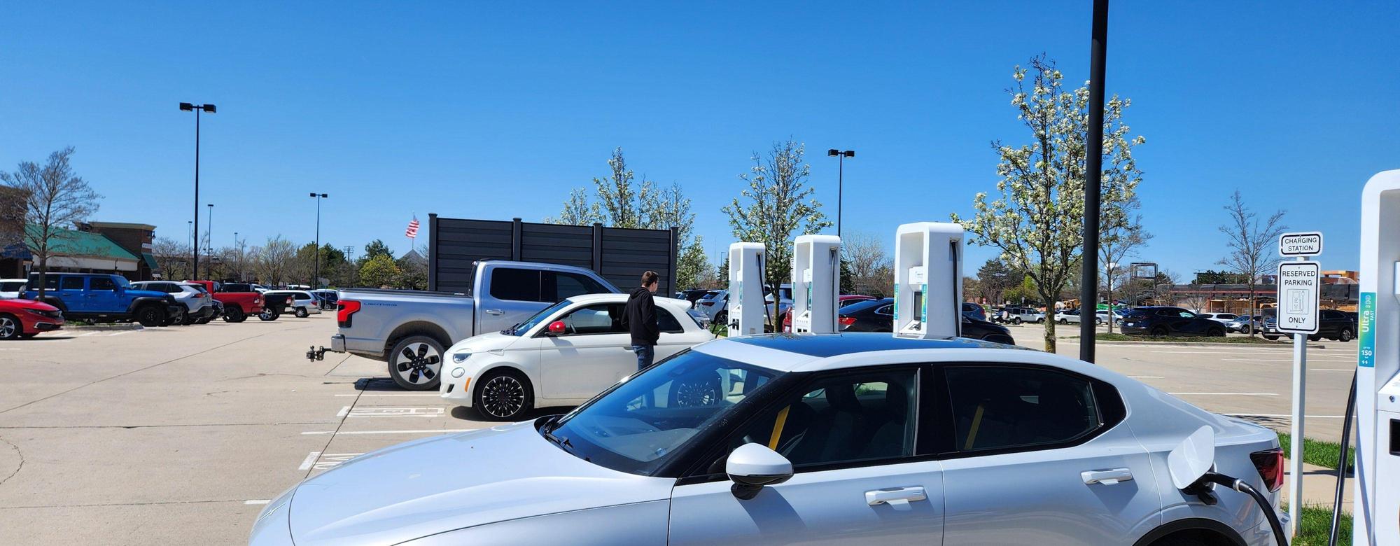 Walmart Supercenter | Novi, MI | EV Station