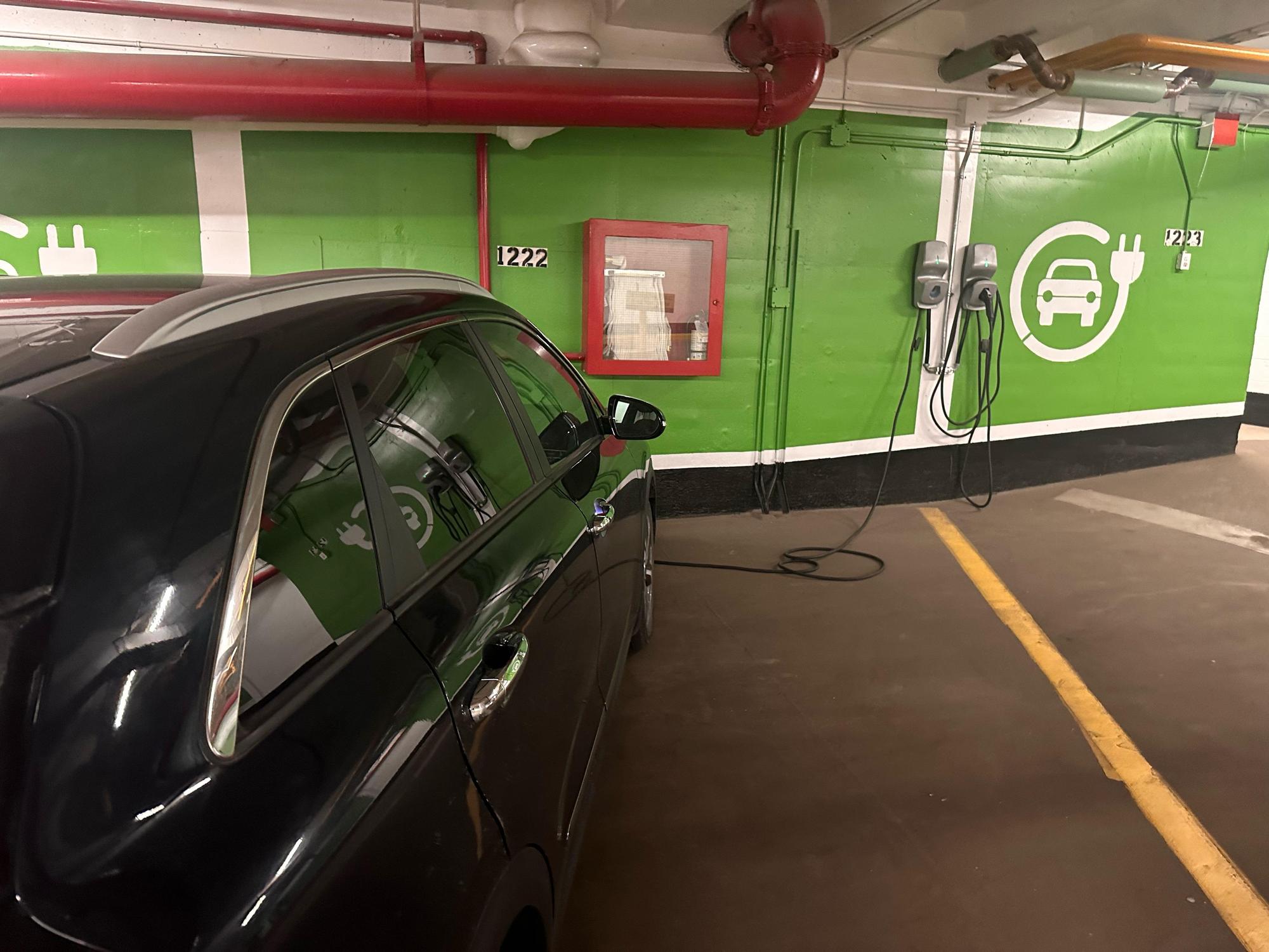 ATB Place | Edmonton, AB | EV Station