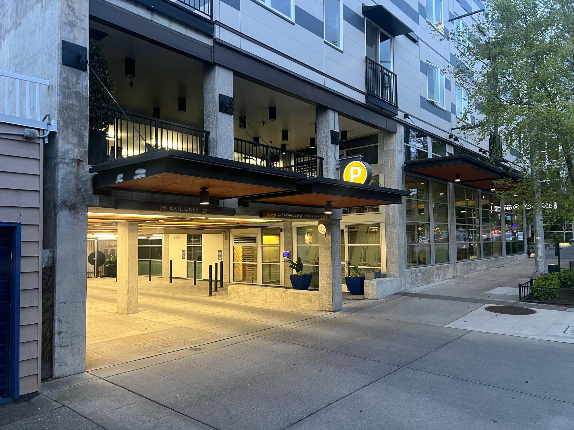 Mark 24 Retail | Seattle, WA | EV Station