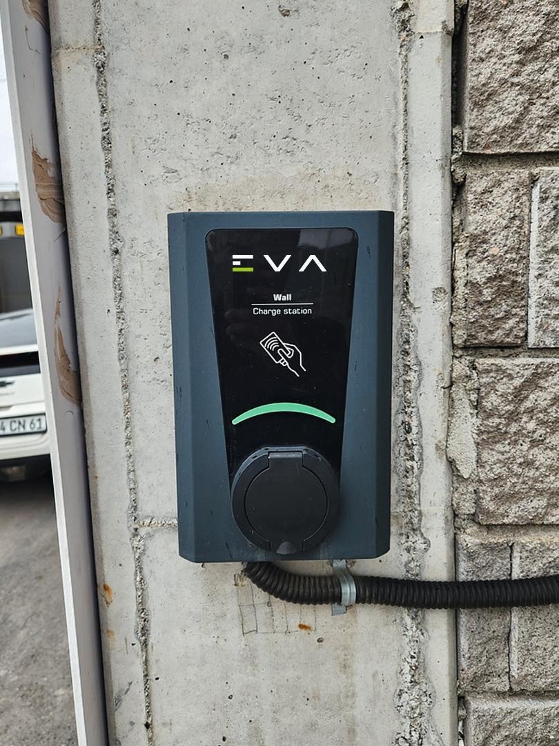 EVA EV Charger | Max Oil Nubarashen | Yerevan, Yerevan | EV Station