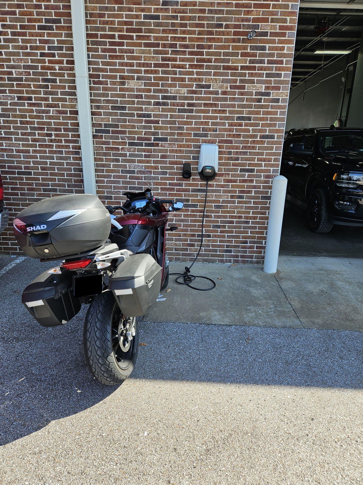 Sharp Motors | Pulaski, TN | EV Station