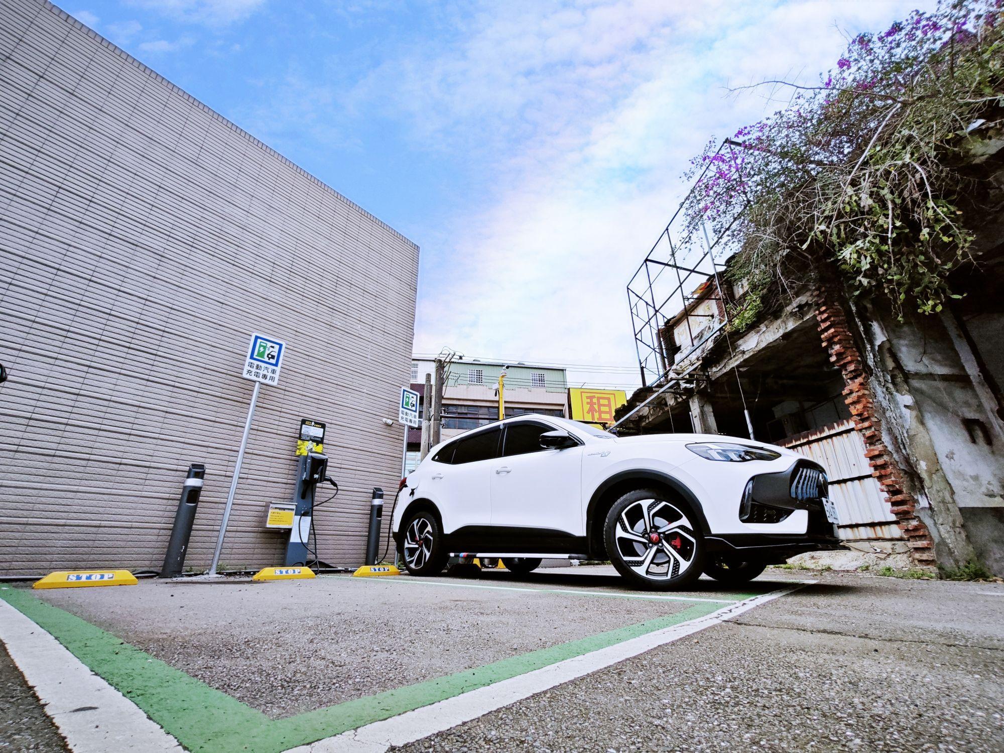 城市車旅 | No. 364號, Section 1, Zhonghua Rd, Zhongli District, Taoyuan City, Taiwan 320 | EV Station