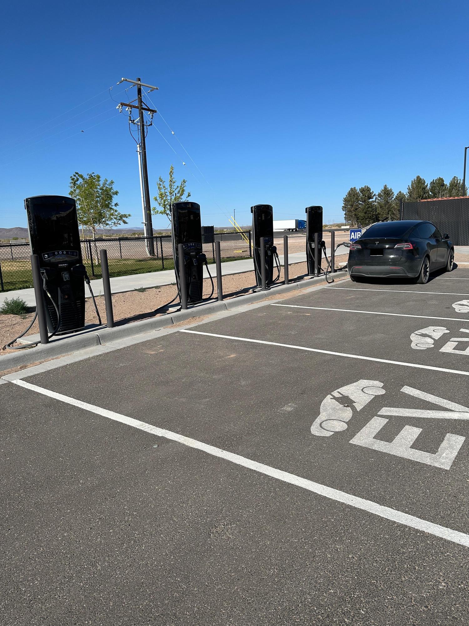 Chiricahua Apache Plaza | Deming, NM | EV Station