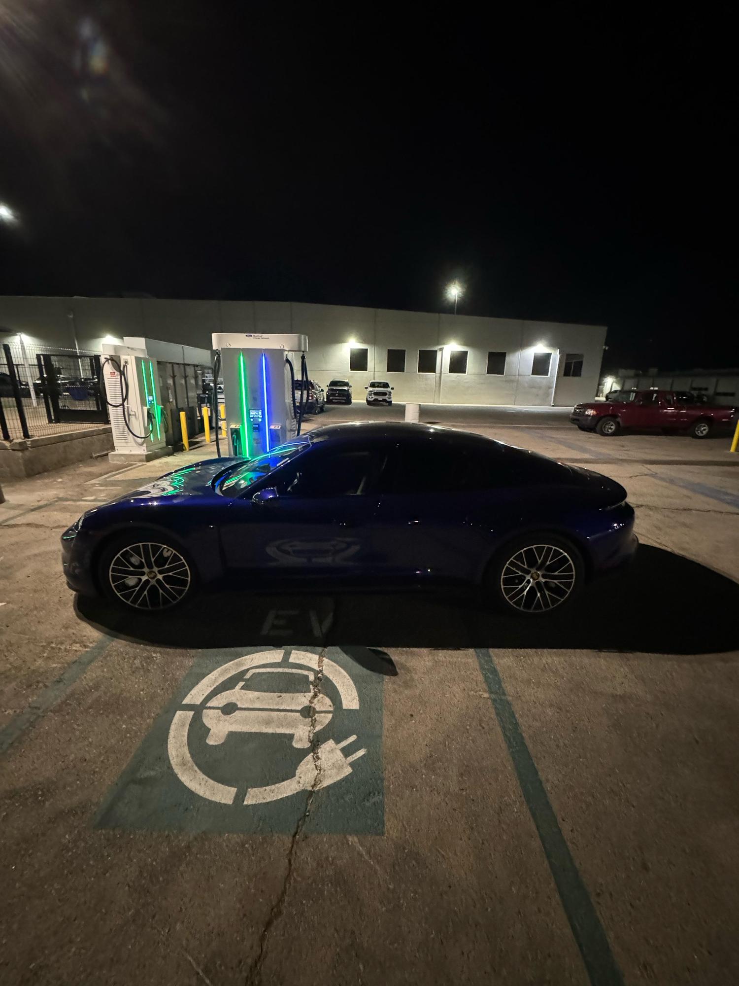 Rich Ford - Front | Albuquerque, NM | EV Station