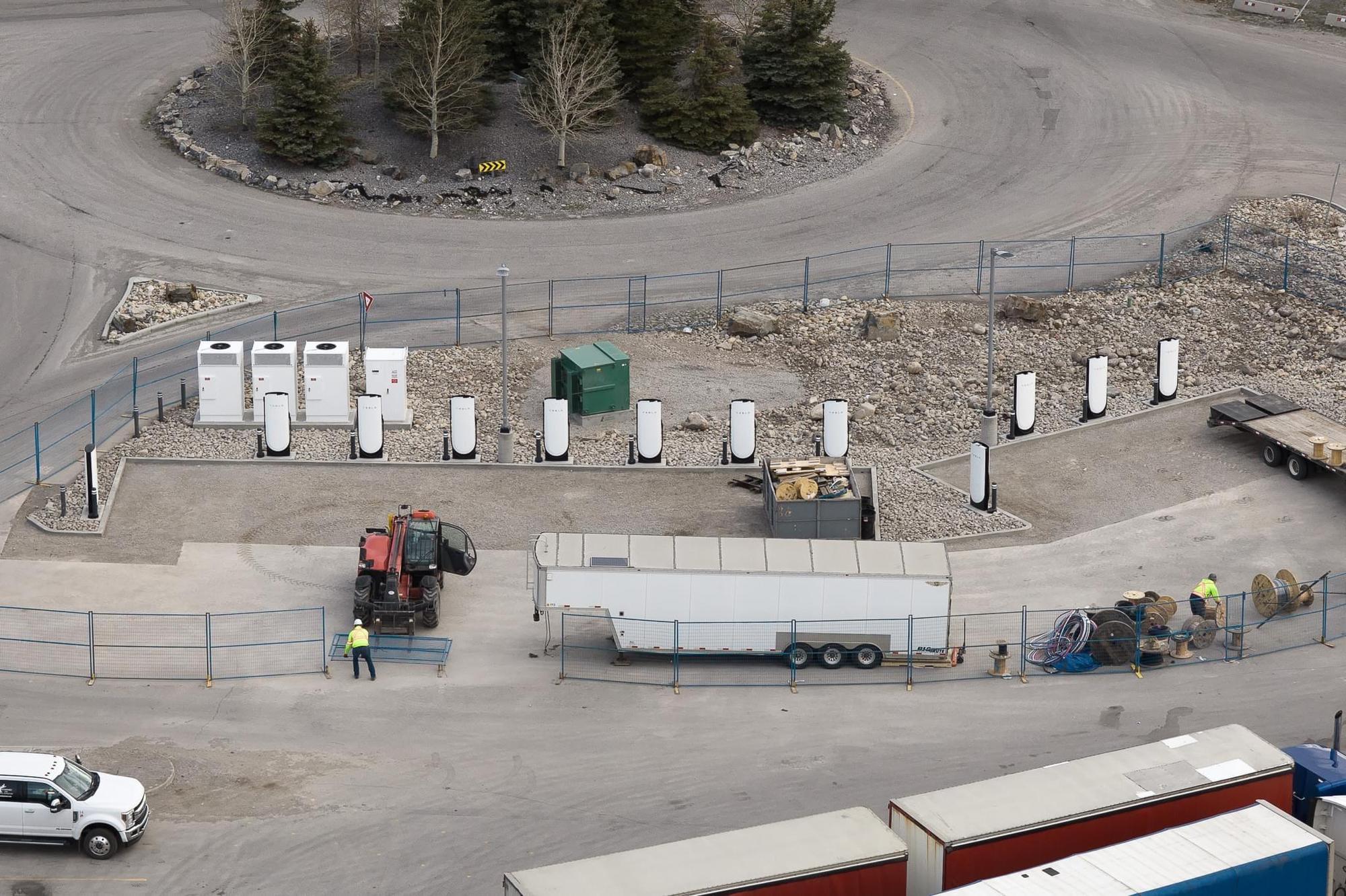 Kananaskis Travel Centre - North | Seebe, AB | EV Station