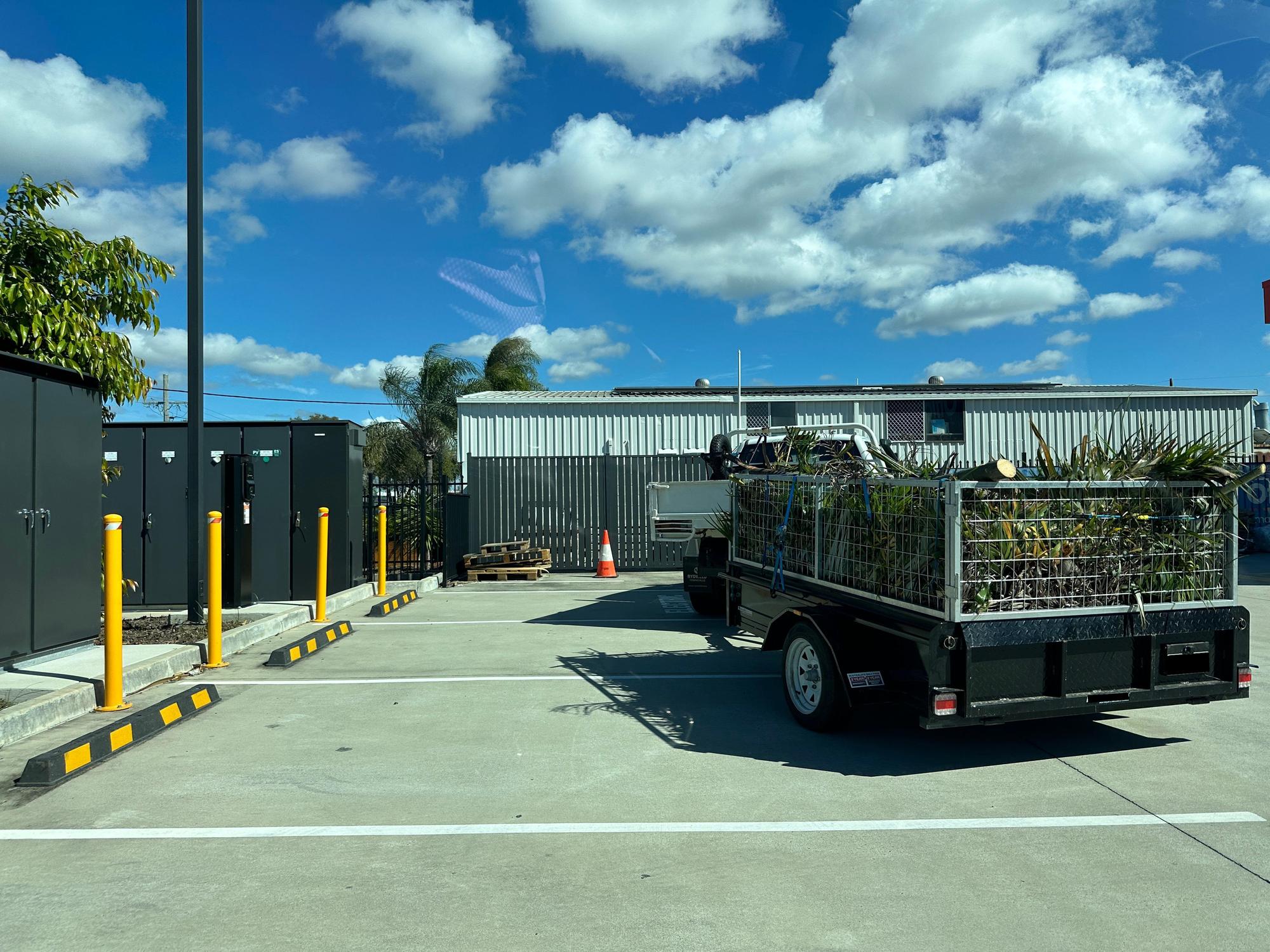 Officeworks Warana | Warana, QLD | EV Station