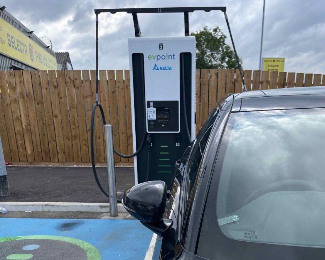 EV On The Move Ashton Road | Bredbury, England | EV Station