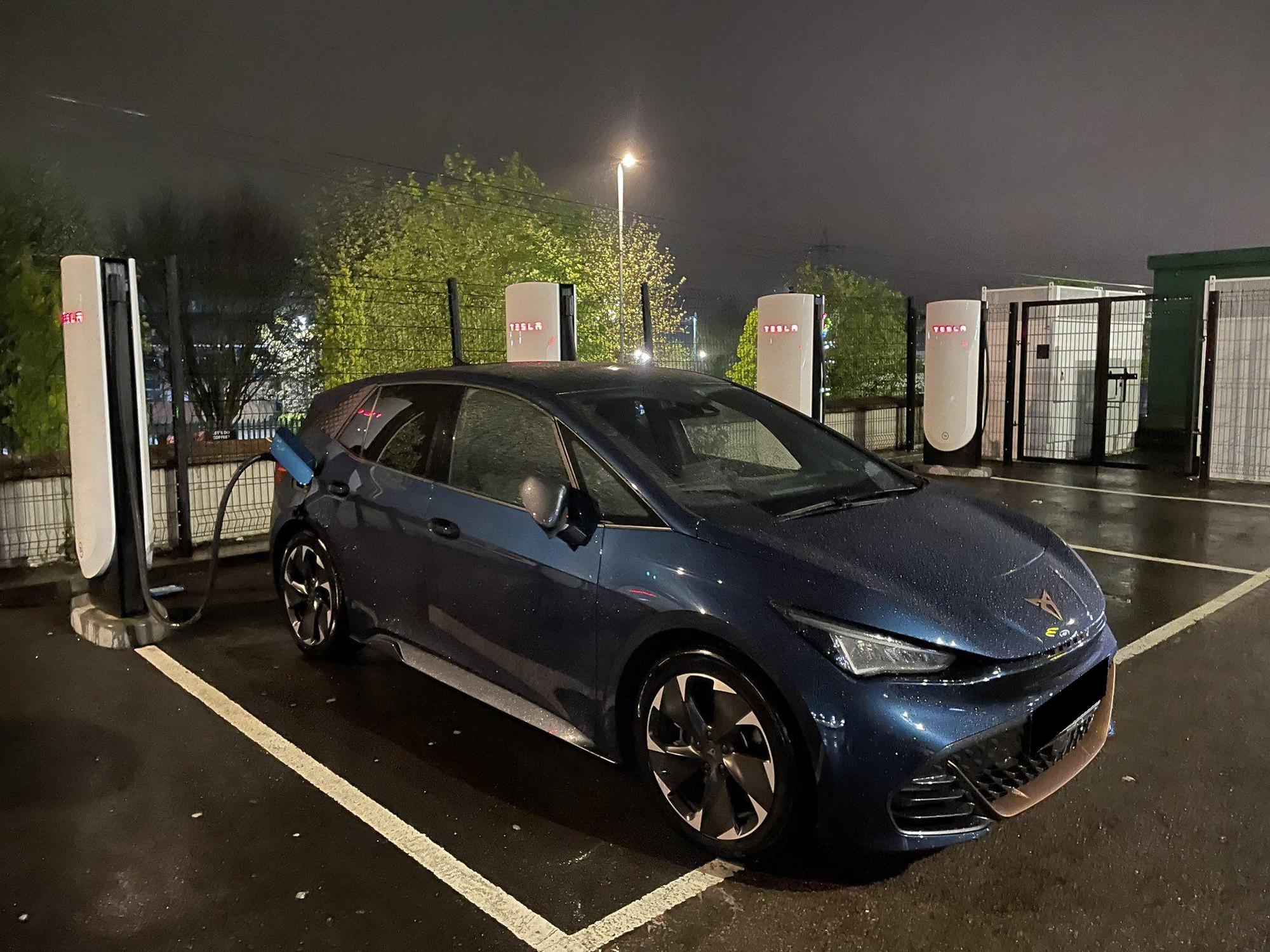 Luton Retail Park | Gipsy Ln, Luton, LU1 3JH, UK | EV Station