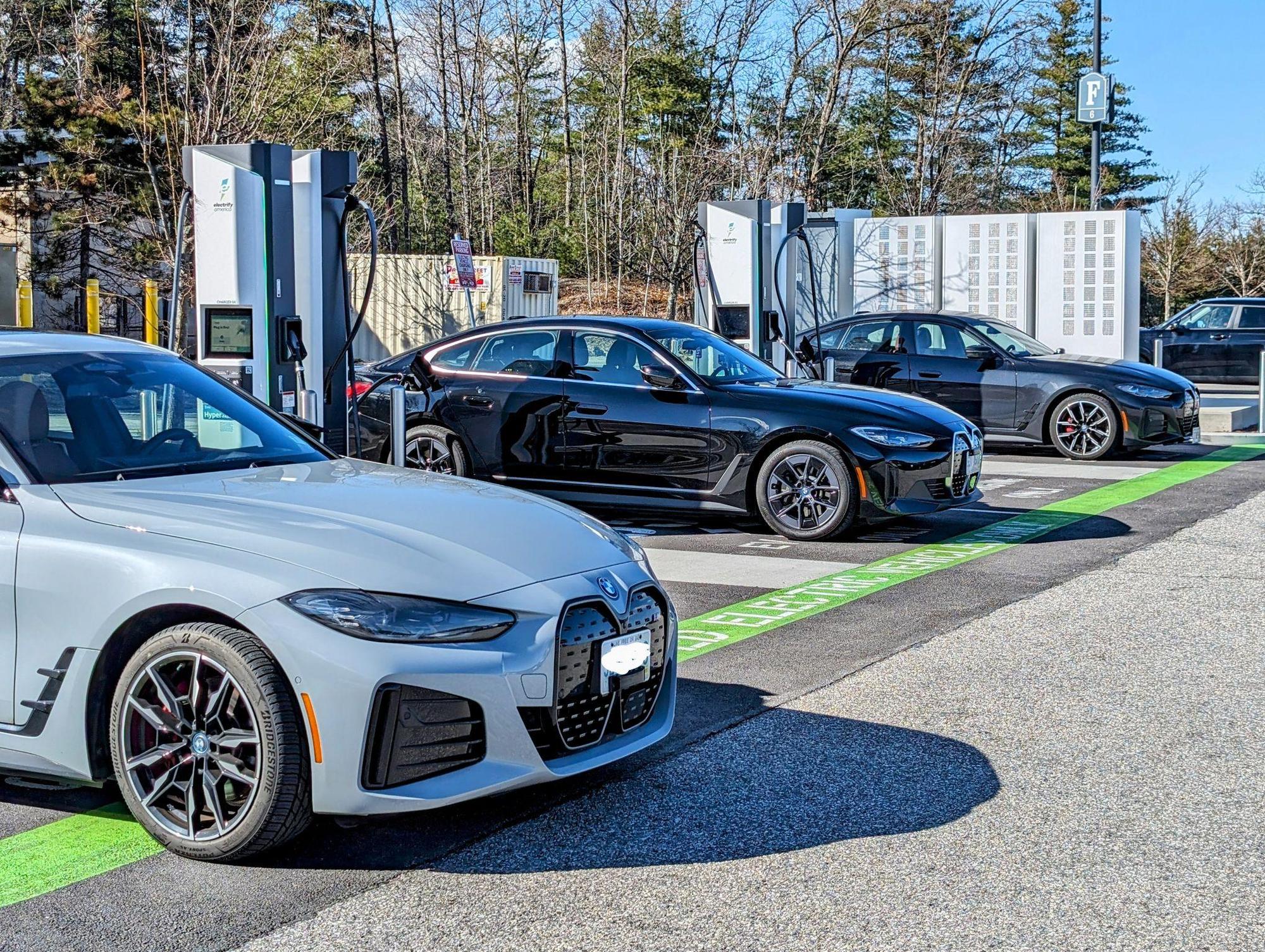 Merrimack Premium Outlets | Merrimack, NH | EV Station