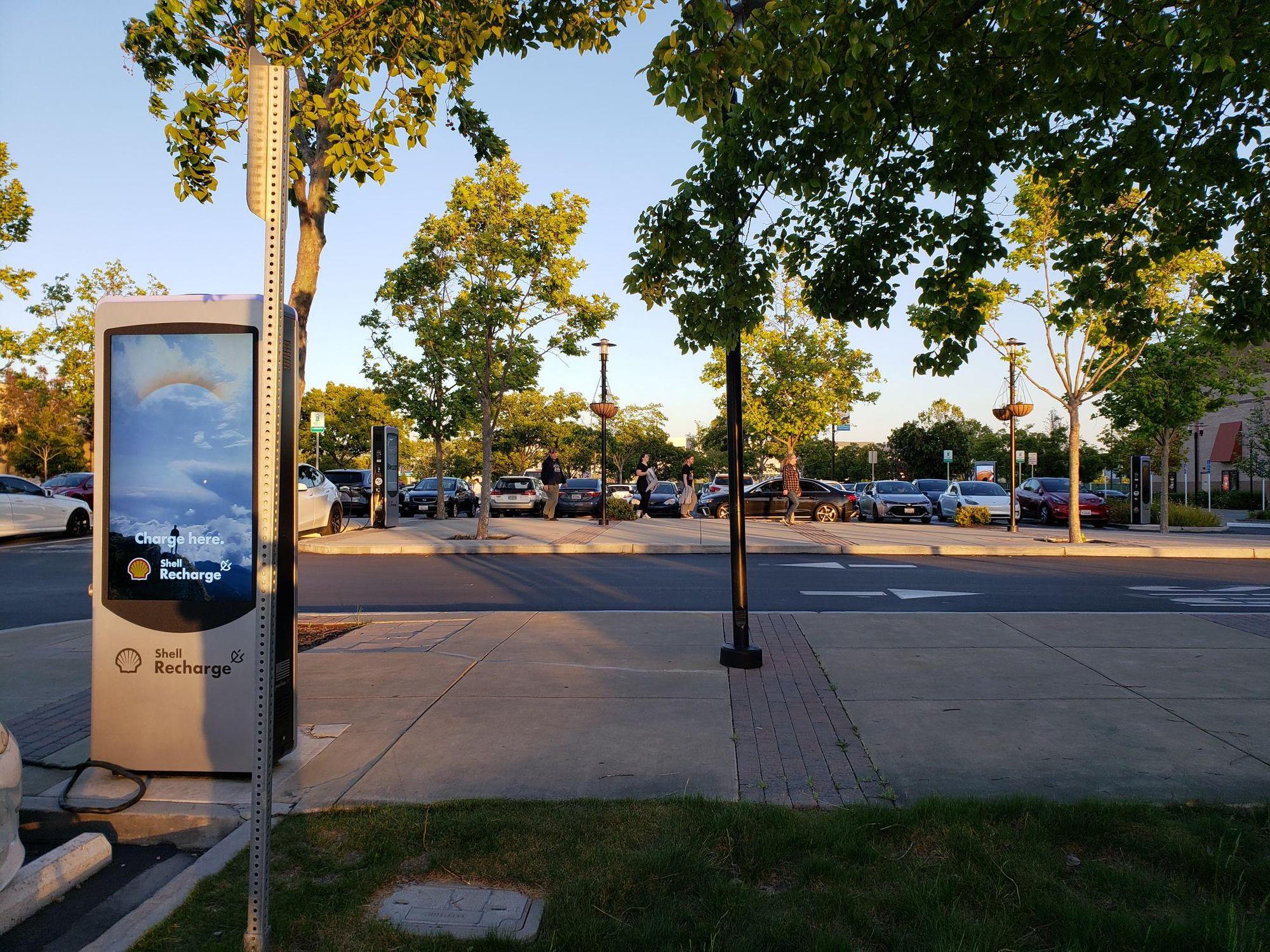 Pacific Commons Shopping Center - Century at Pacific Commons and XD ...