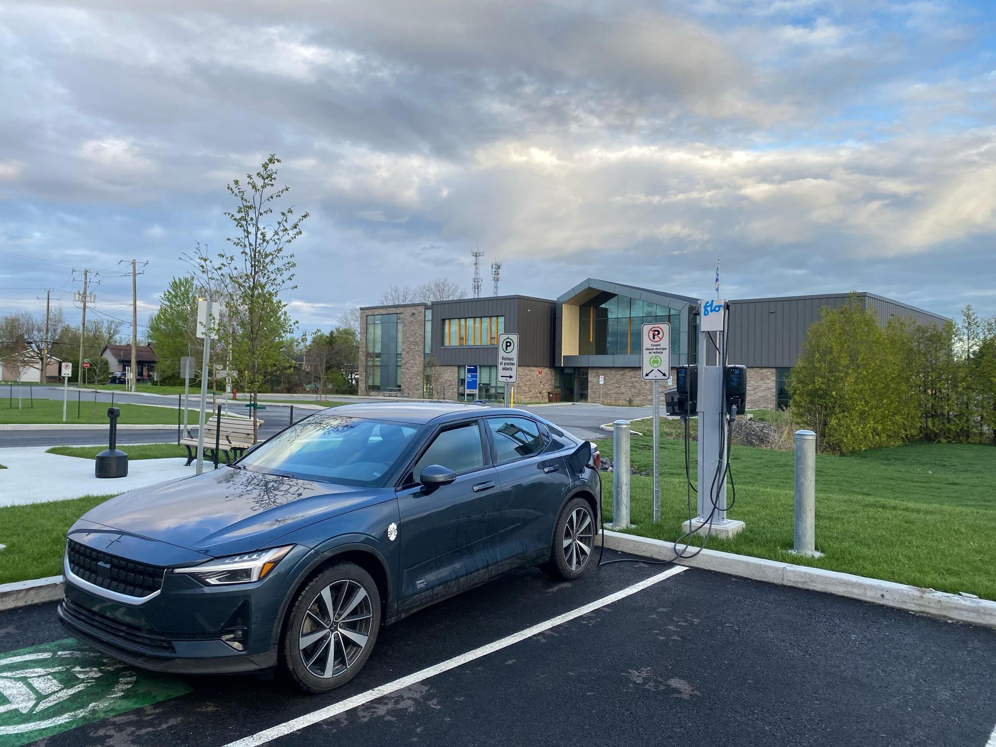Maison des aînés de Saint Amable | Saint-Amable, QC | EV Station