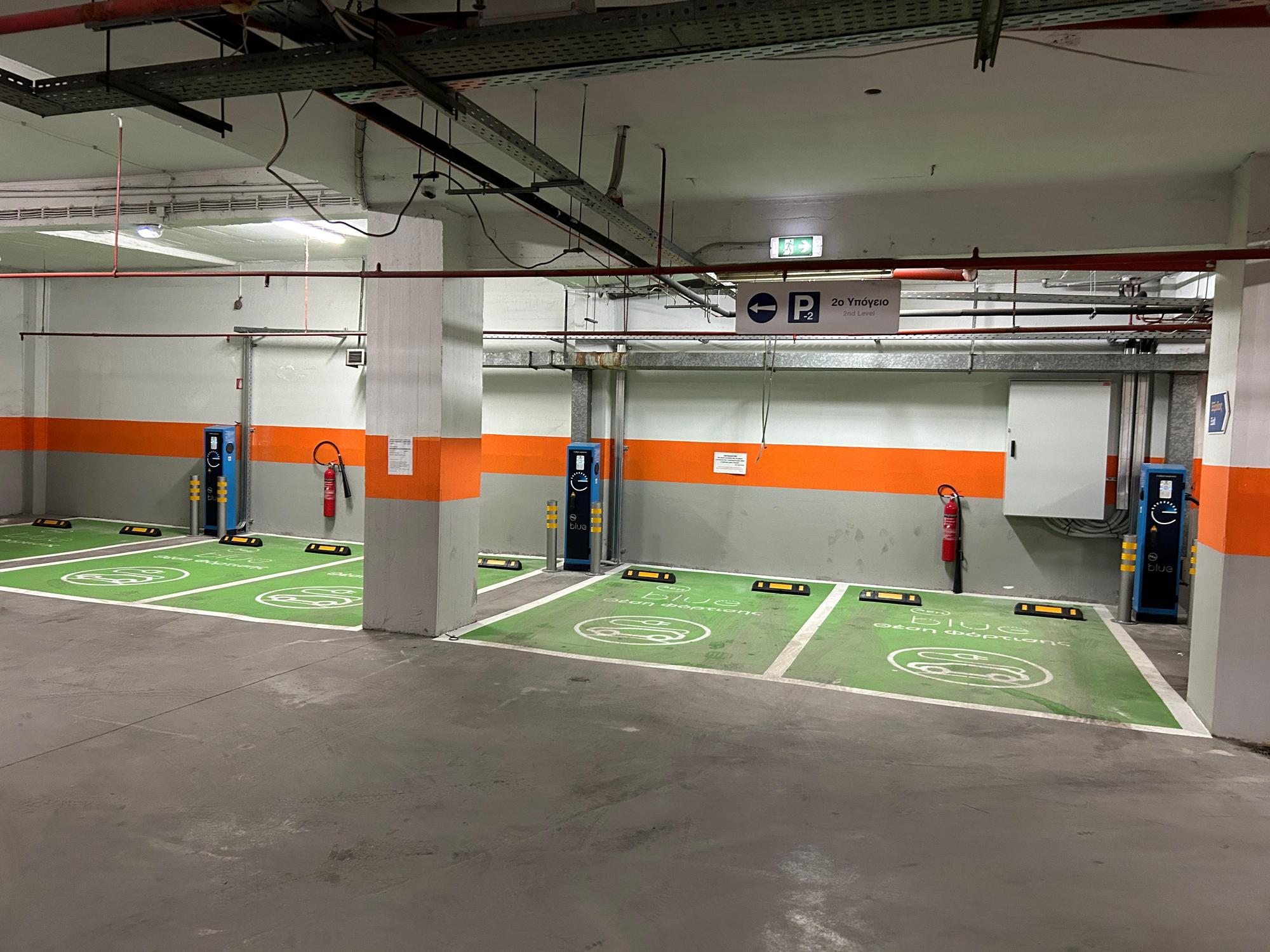 Sklavenitis Konstantinoupoleos | Konstantinoupoleos & Psaron 55, 54642 ...