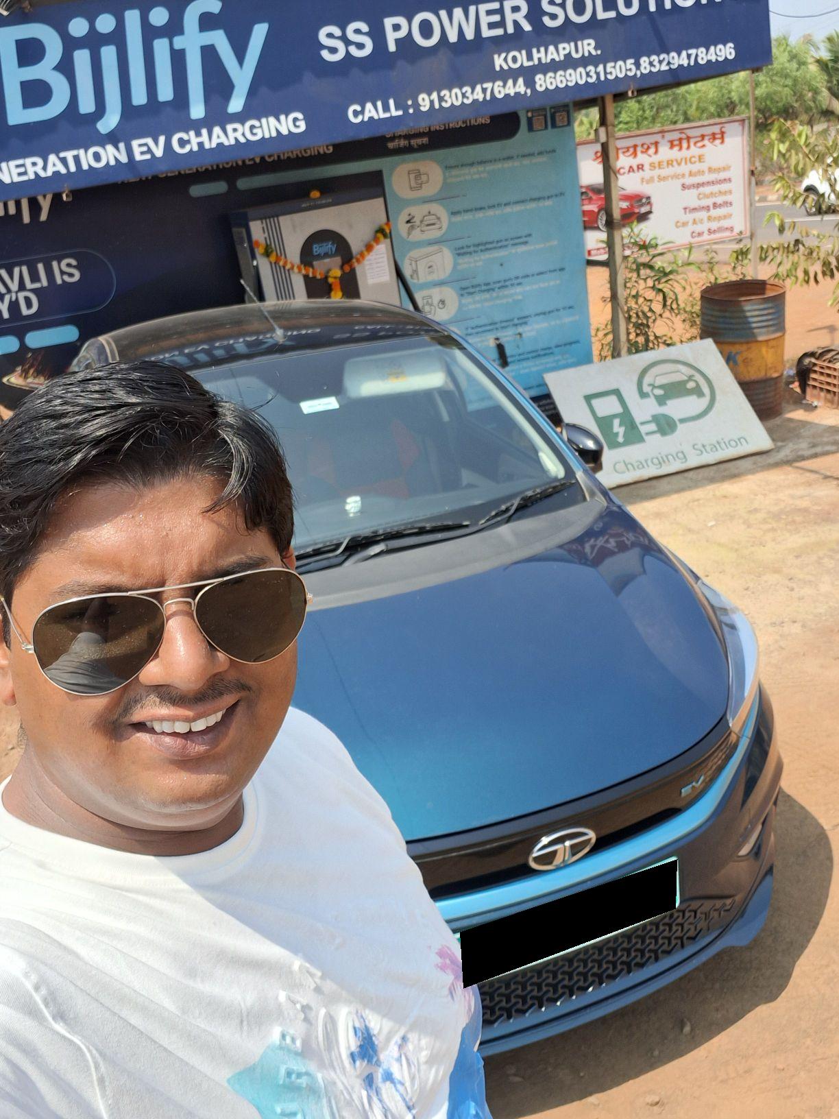 Hotel Pavhaner | Humarat, MH | EV Station