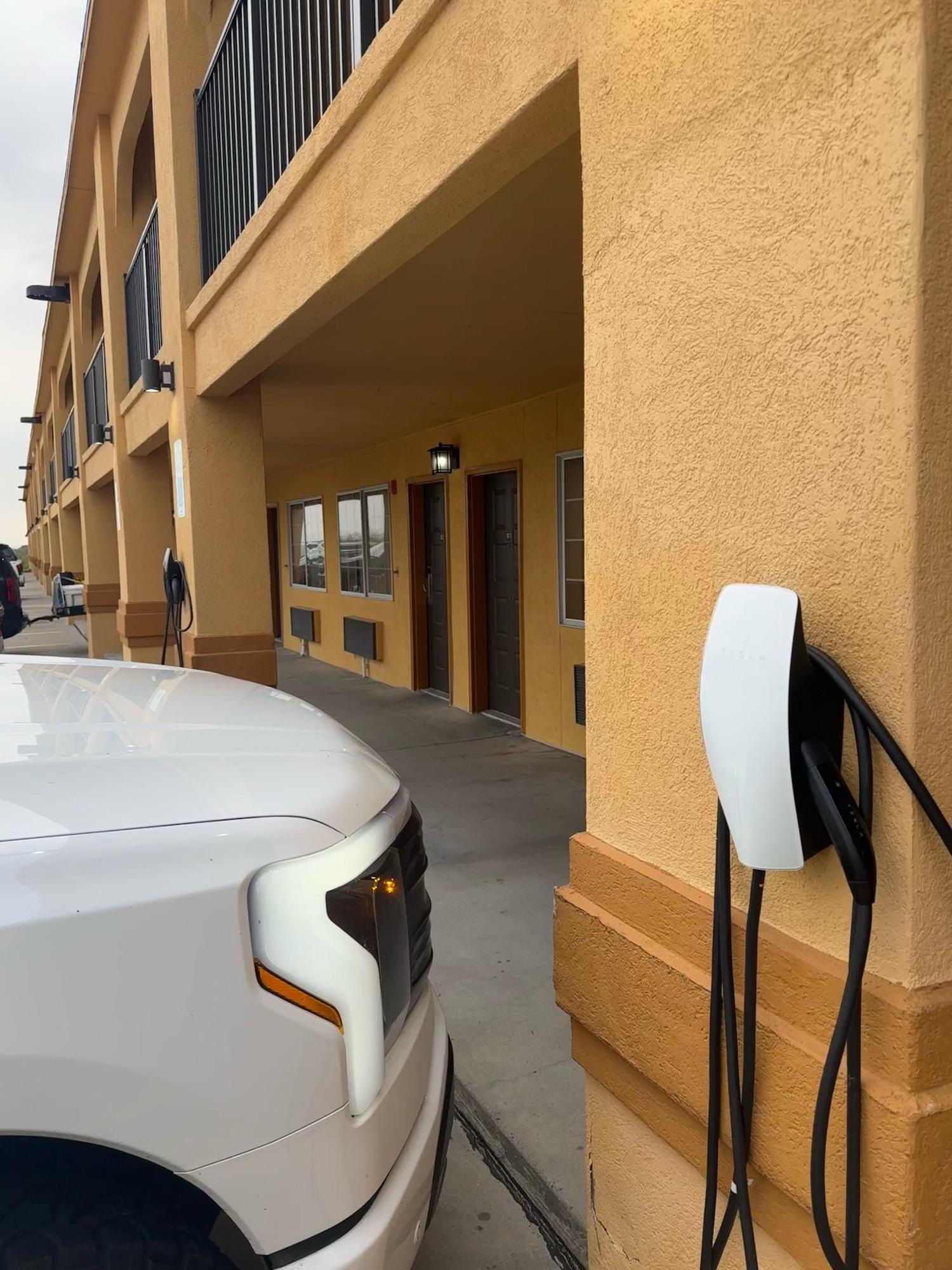 Best Western On The Island | Corpus Christi, TX | EV Station