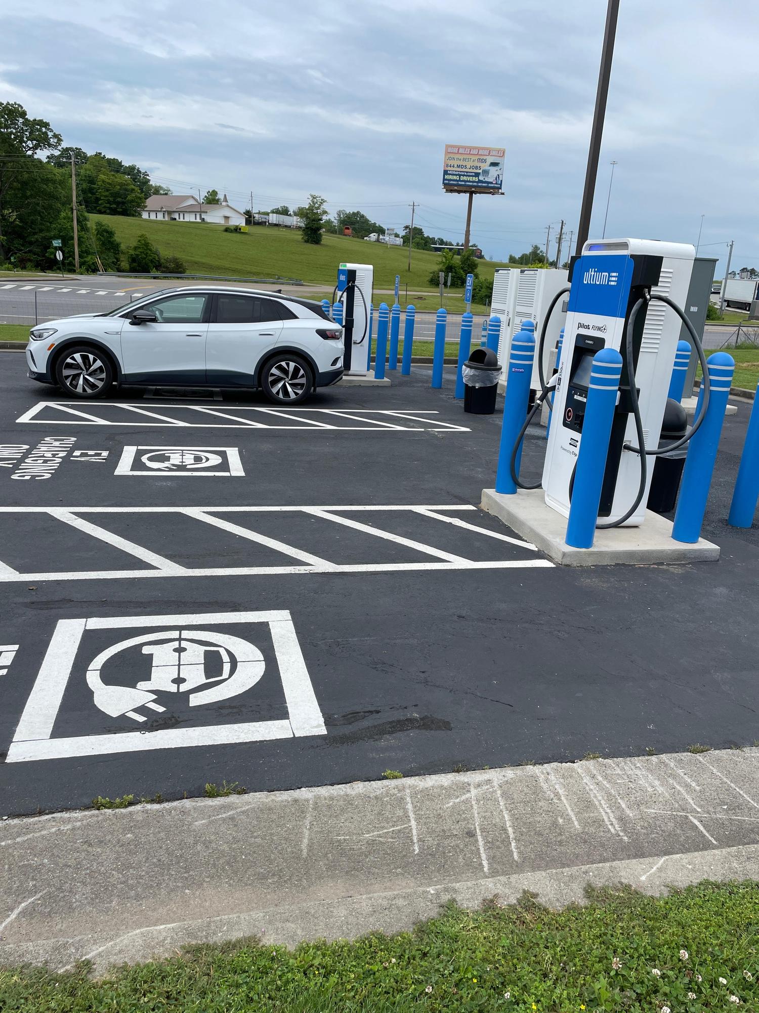 Pilot Travel Center | White Pine, TN | EV Station