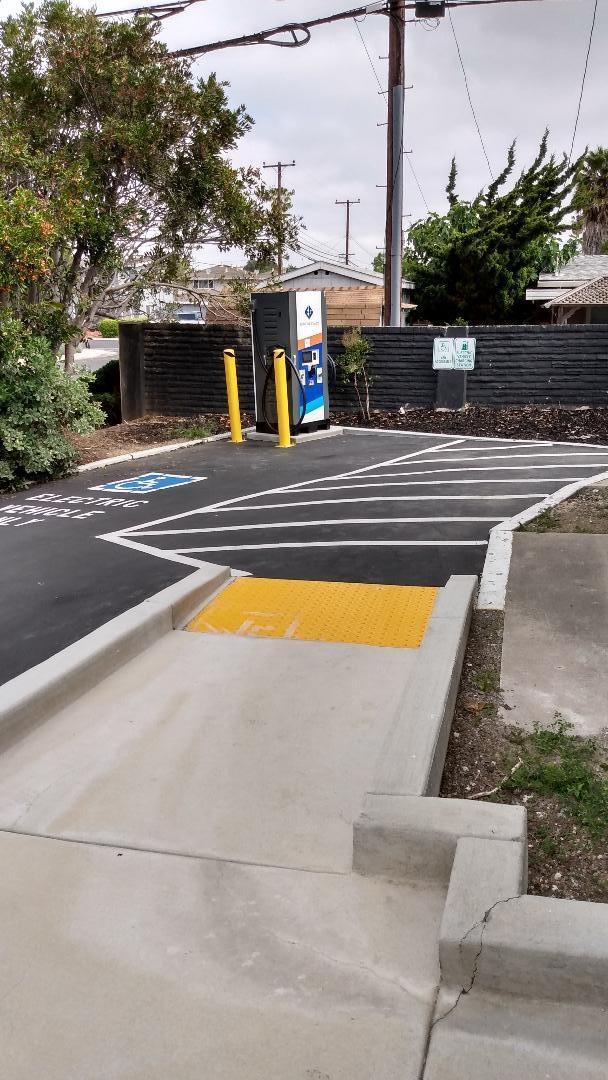 Wafer 450 Hotel | Santa Clara, CA | EV Station