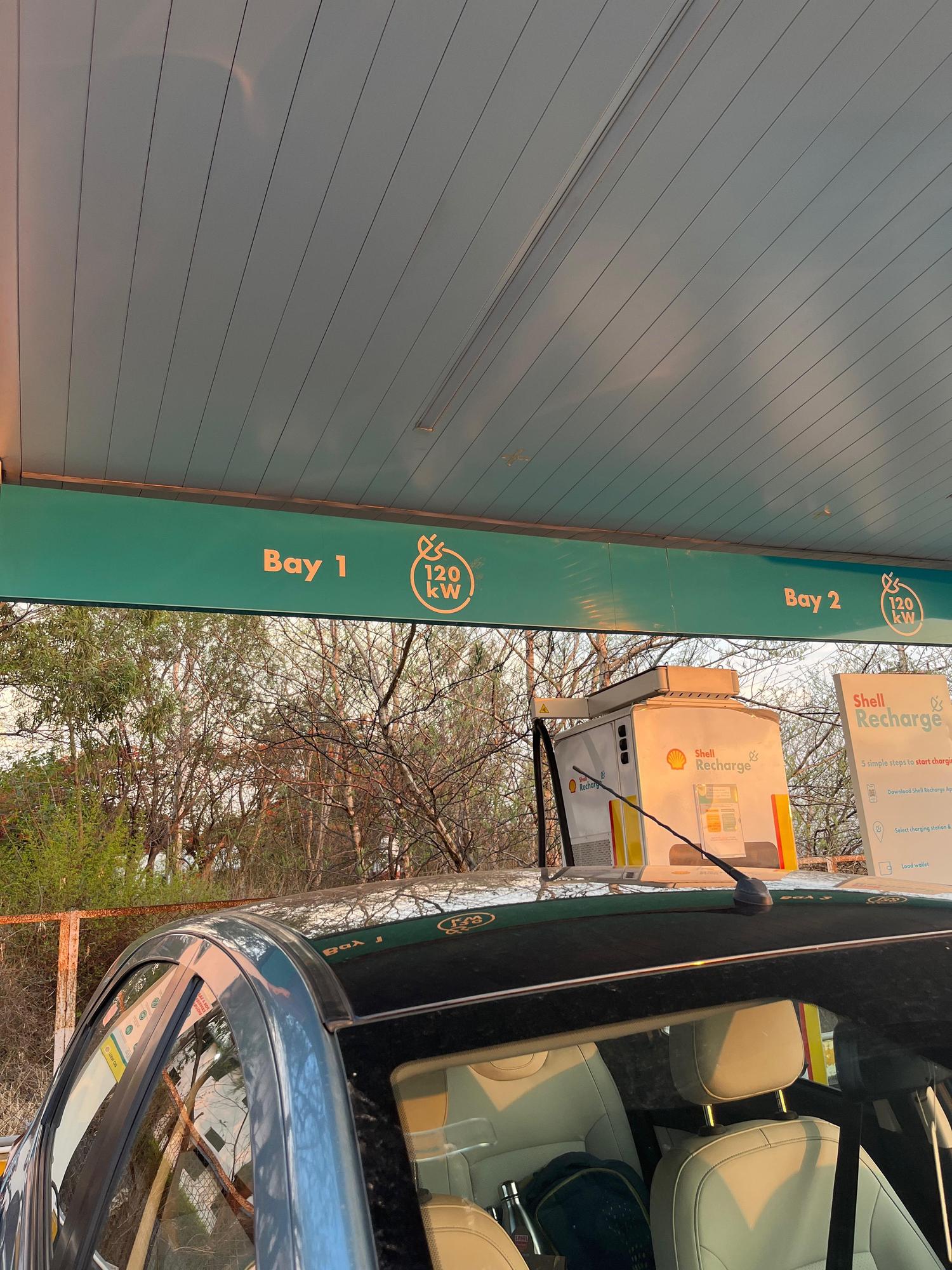 Shell (NH 48 - Pune Bangalore highway) | Shivare, MH | EV Station