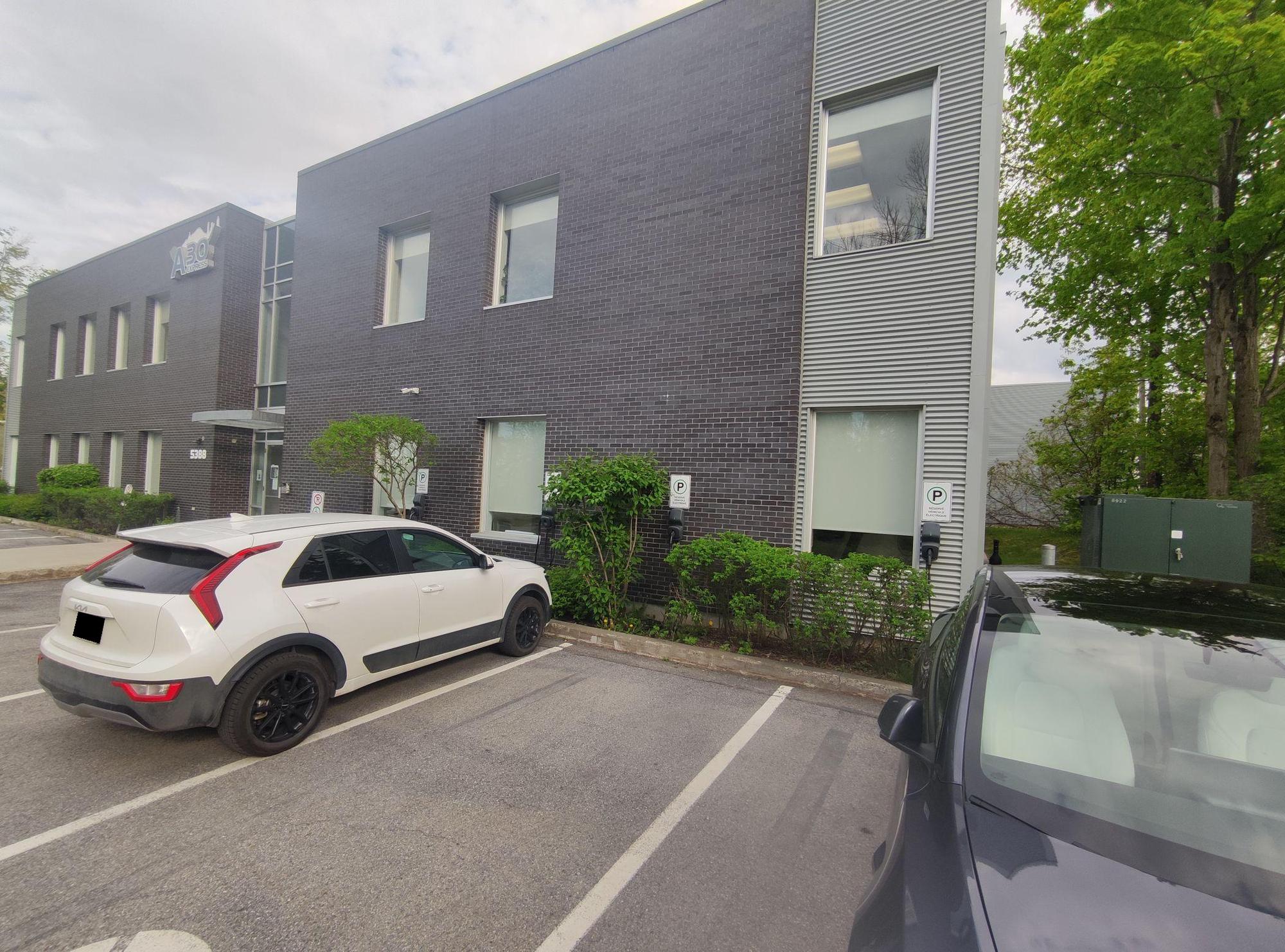 Bureau A30 Express | Salaberry-de-Valleyfield, QC | EV Station