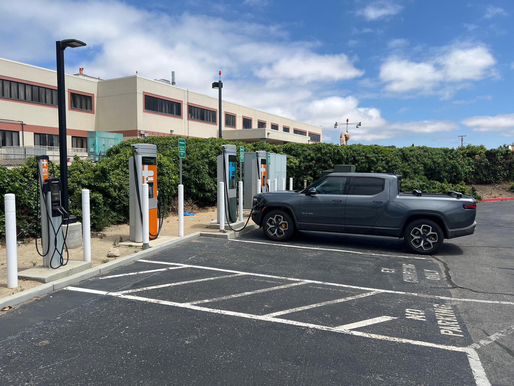 King City Shopping Center | King City, CA | EV Station