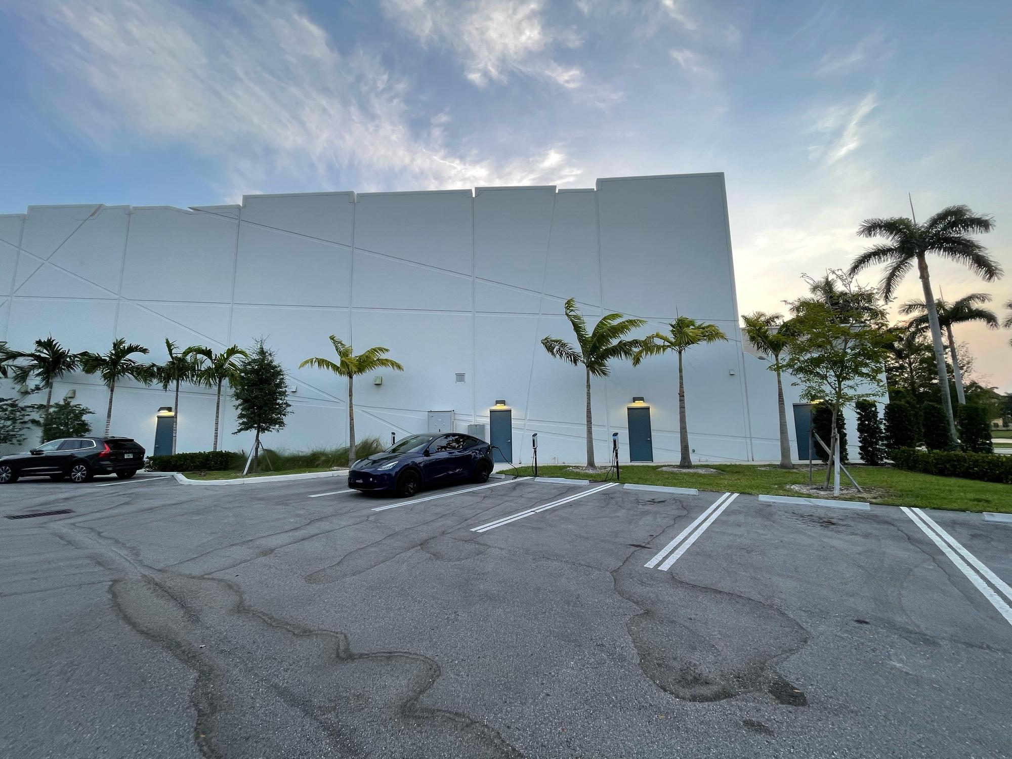 Boca Ice & Fine Arts Center | Boca Raton, FL | EV Station