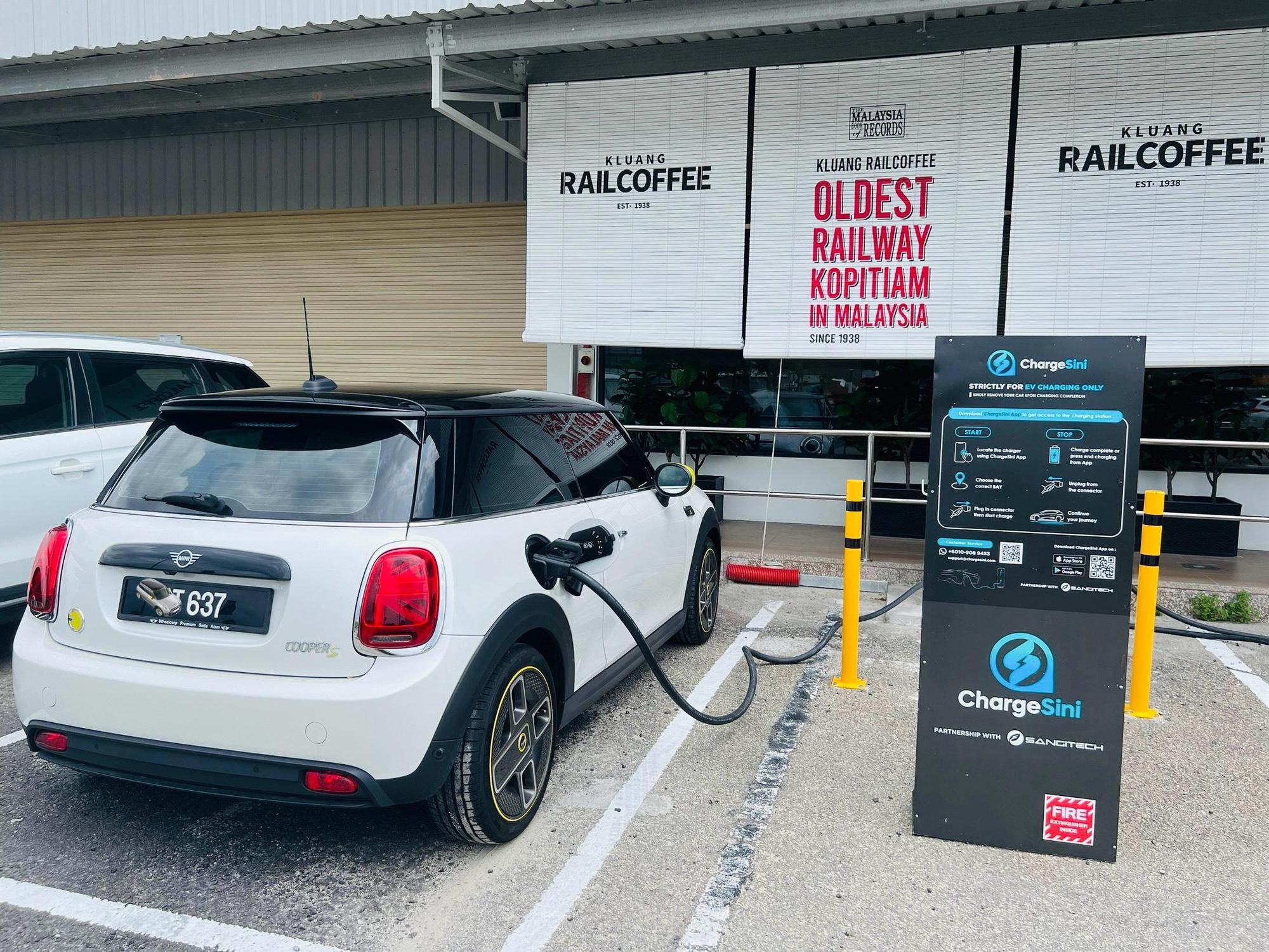 Target Supermarket Yong Peng 大吉超市永平 | Yong Peng, Johor Darul Ta'zim ...