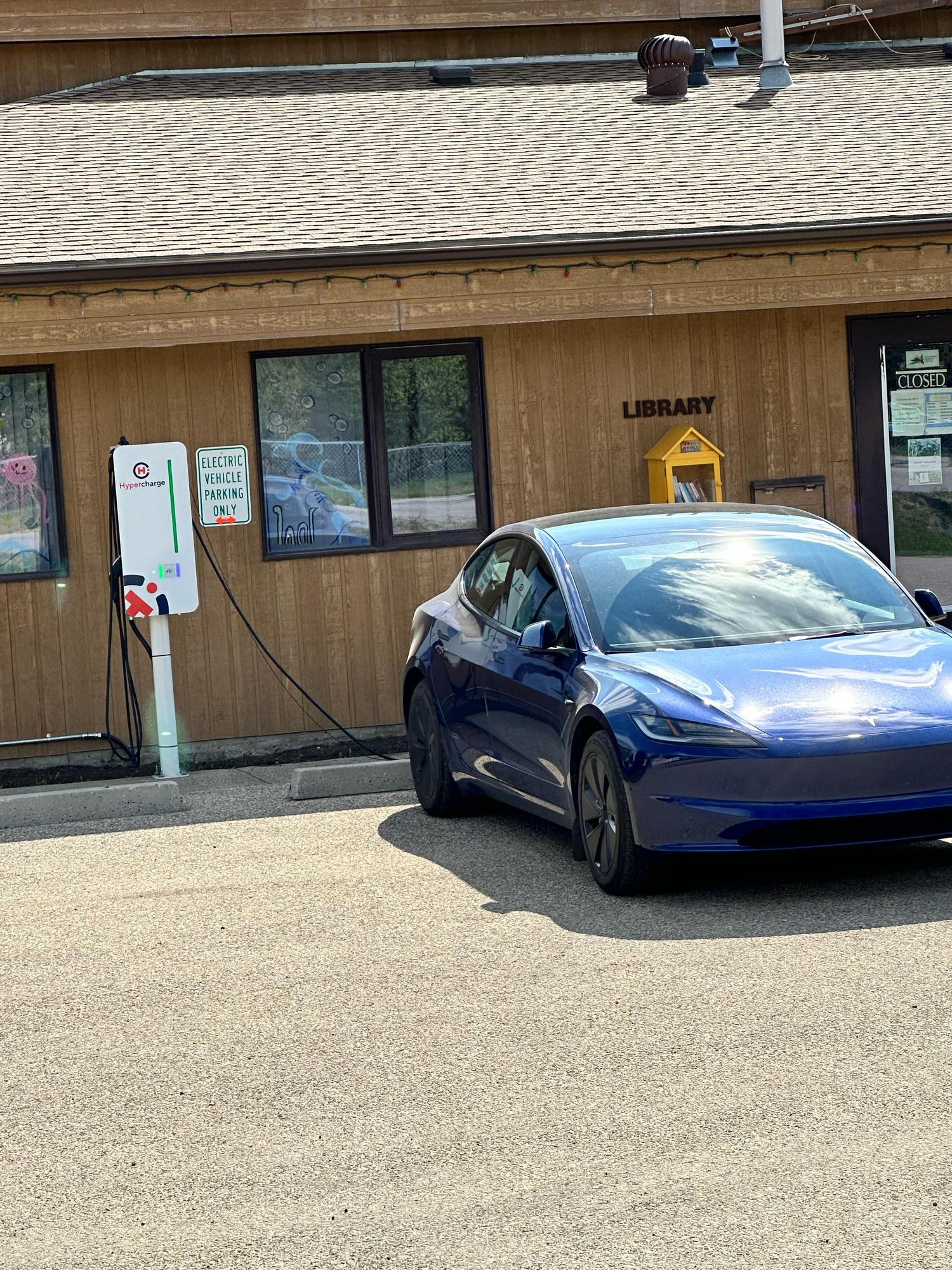 Seba Beach Municipal Building | Seba Beach, AB | EV Station