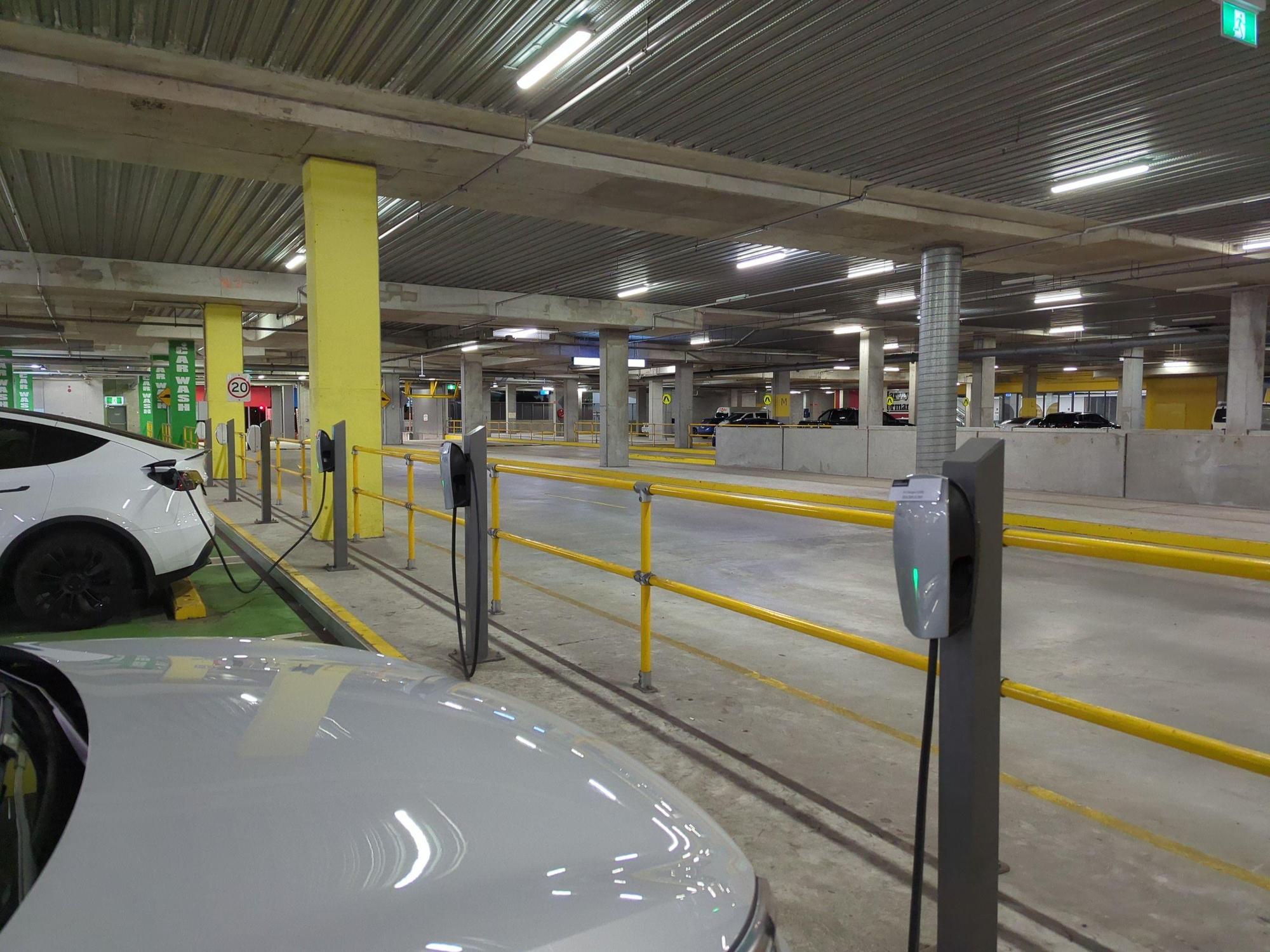 Springvale Homemaker Centre - Car Wash | Springvale, VIC | EV Station