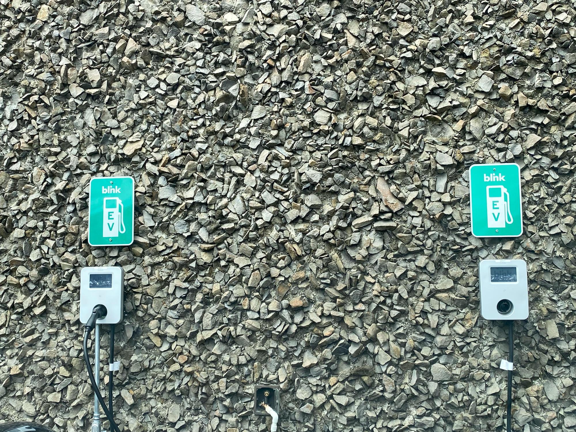 Bowen Scarff Ford | Kent, WA | EV Station