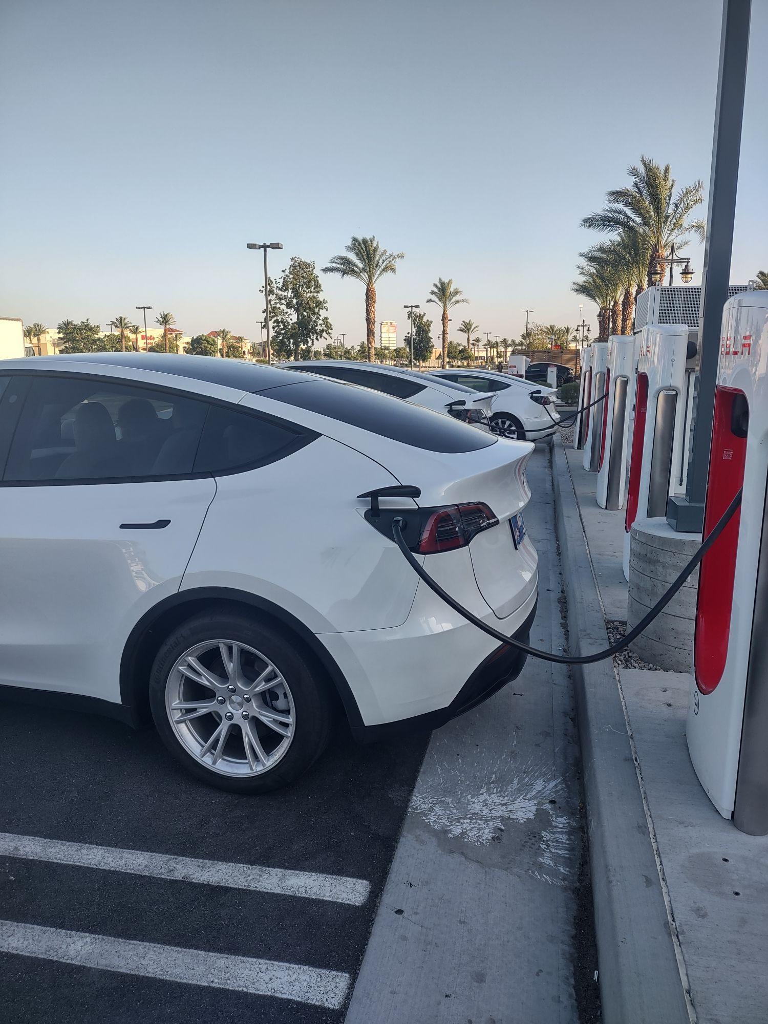 Indio Towne Center | Indio, CA | EV Station