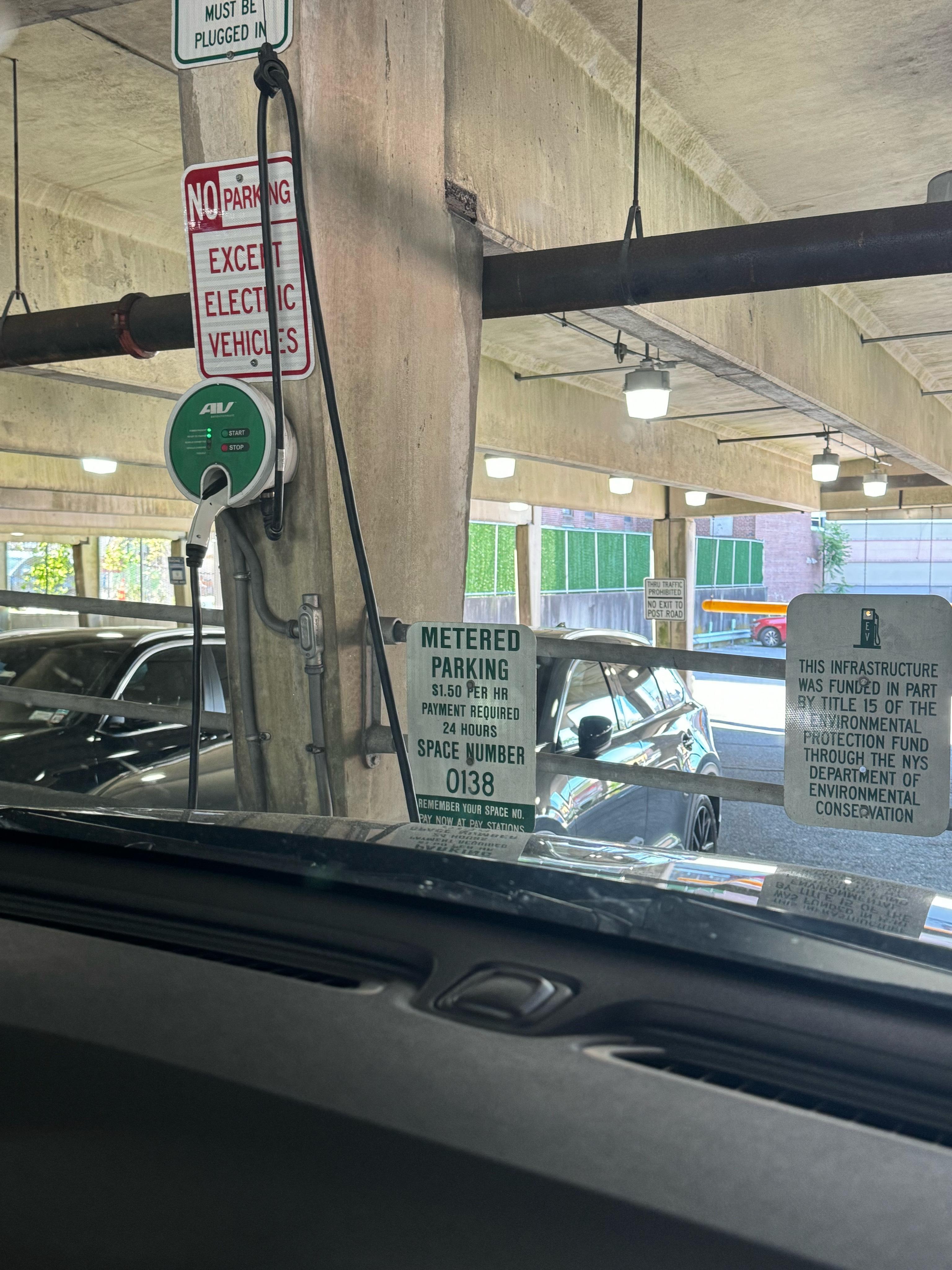 Chester Maple Garage | White Plains, NY | EV Station