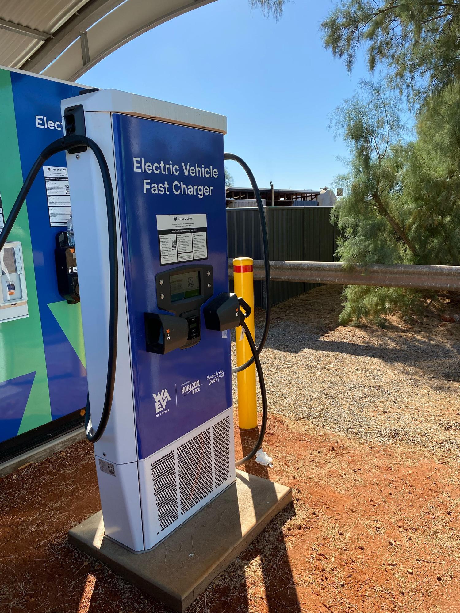 Overlander Roadhouse (1) | Hamelin Pool, WA | EV Station