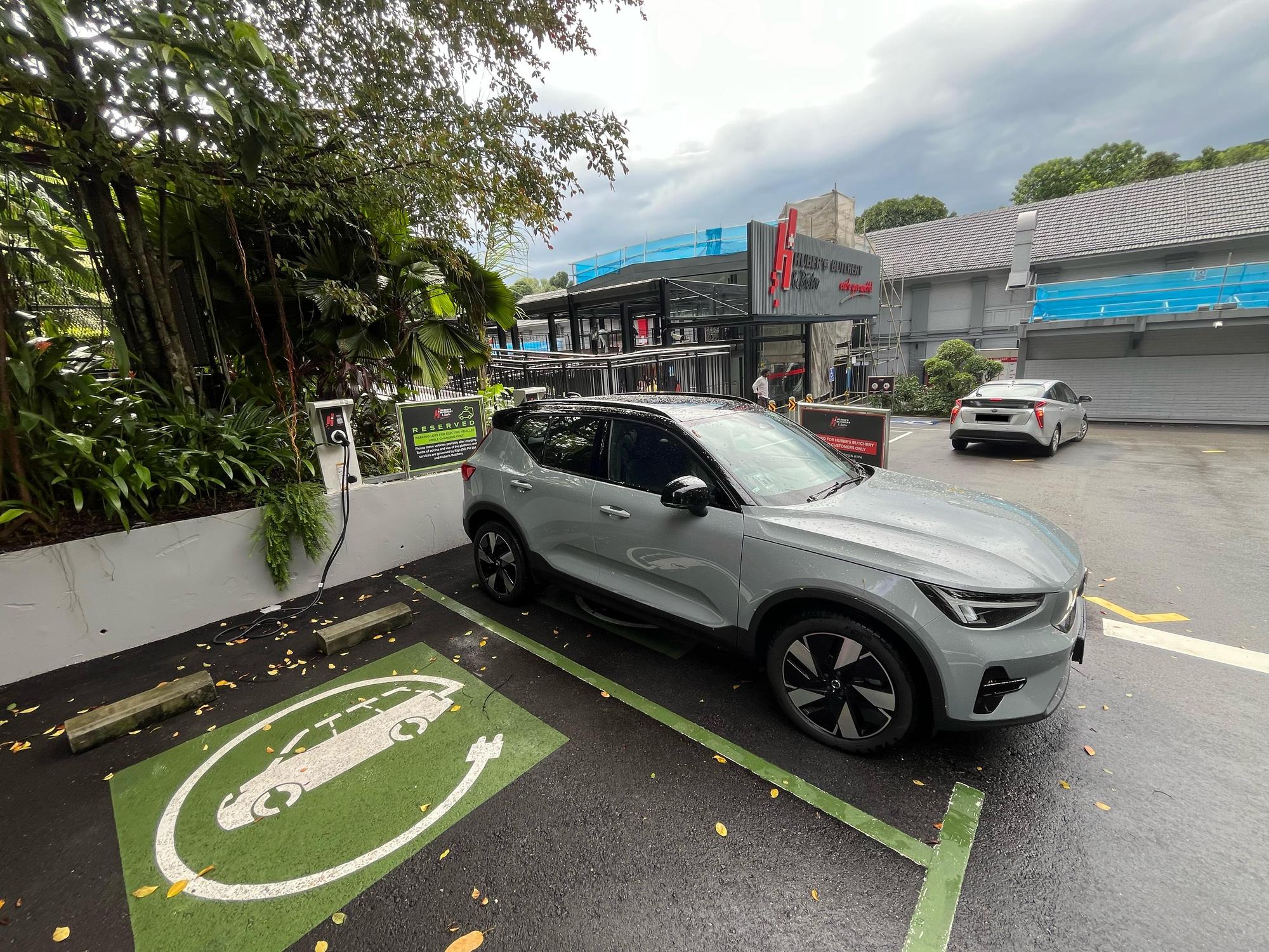 Huber’s Butchery & Bistro | 22 Dempsey Rd, Singapore 249679 | EV Station