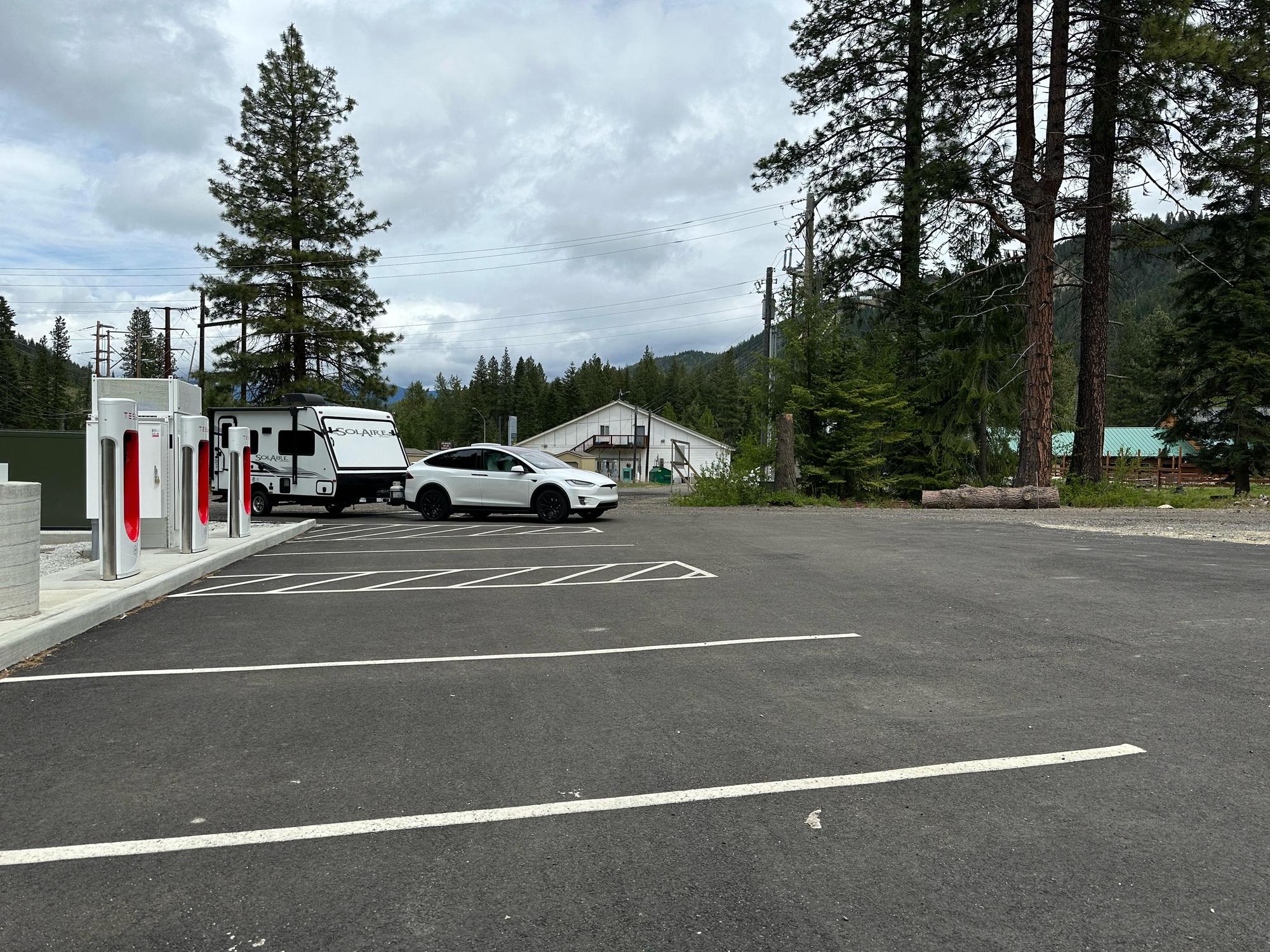 Squirrel Tree Resort | Leavenworth, WA | EV Station