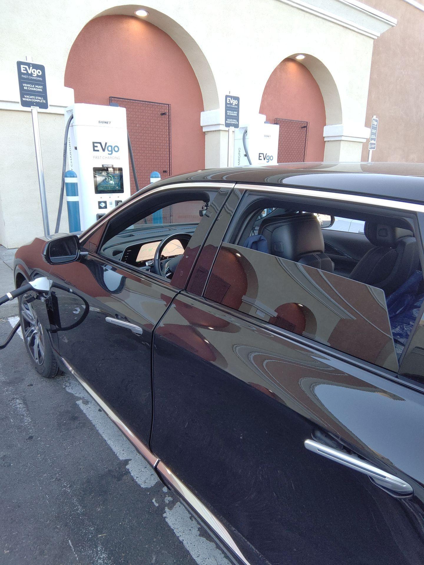 Foodsco Northgate | Sacramento, CA | EV Station