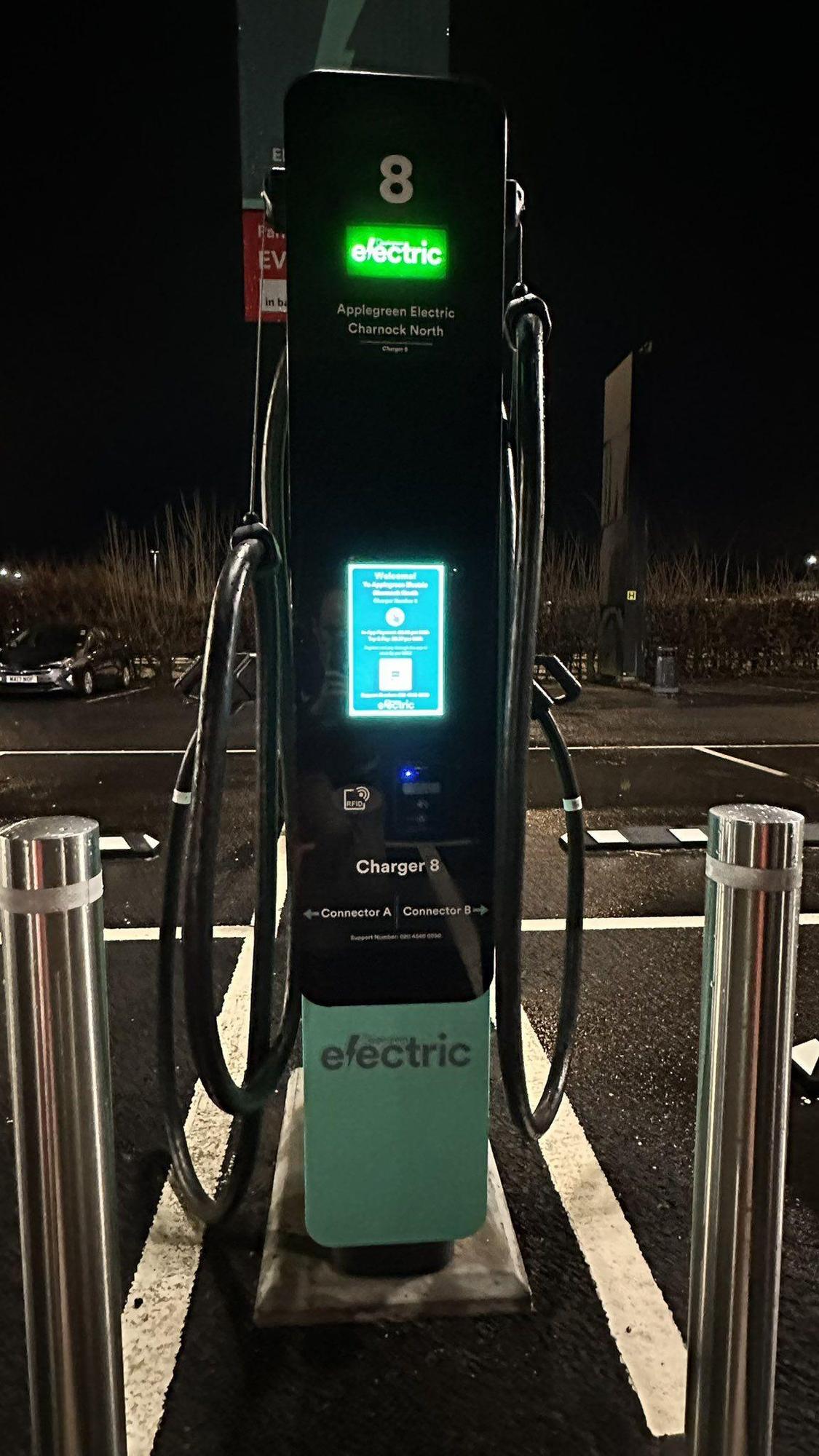 Applegreen Electric Charnock Richard Services Northbound | Charnock Richard, England | EV Station