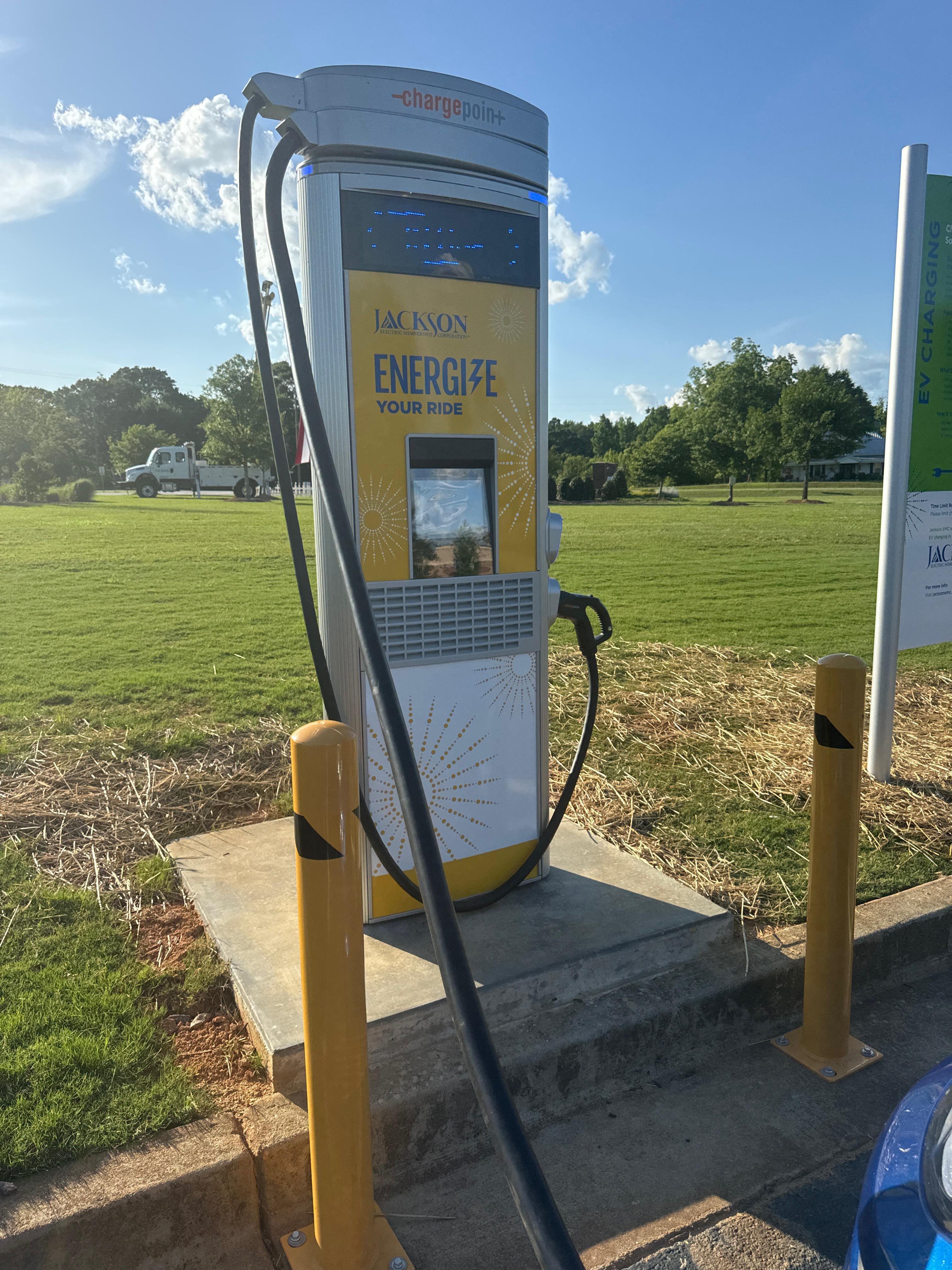 Jackson EMC | Hull, GA | EV Station