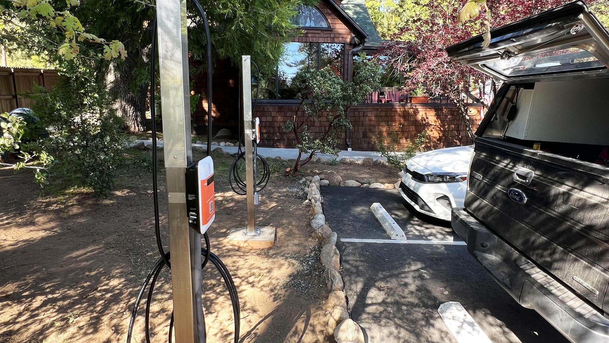 Strawberry Creek Inn Bed & Breakfast | Idyllwild-Pine Cove, CA | EV Station