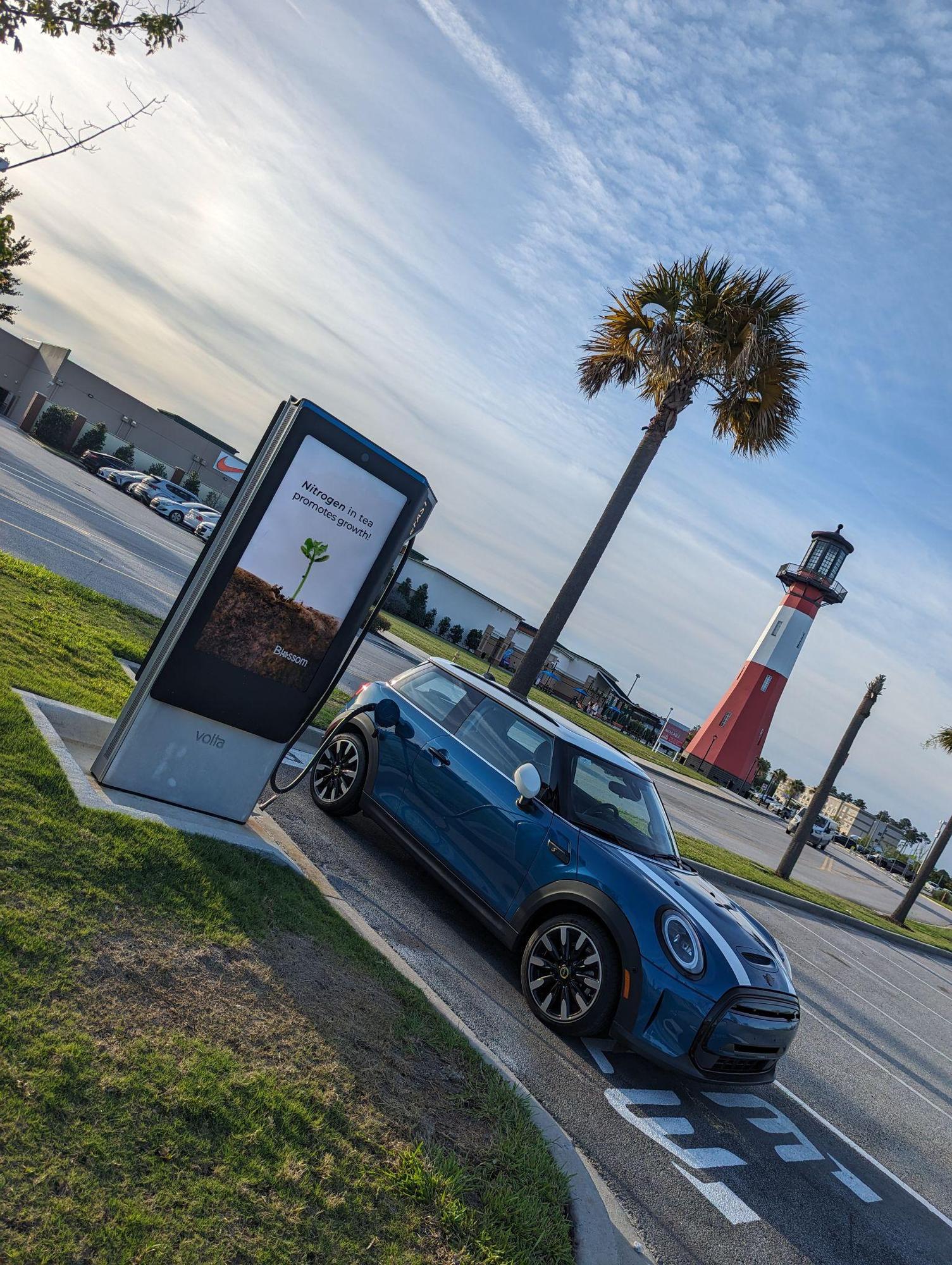 Tanger Outlets Savannah - East Entrance | Pooler, GA | EV Station