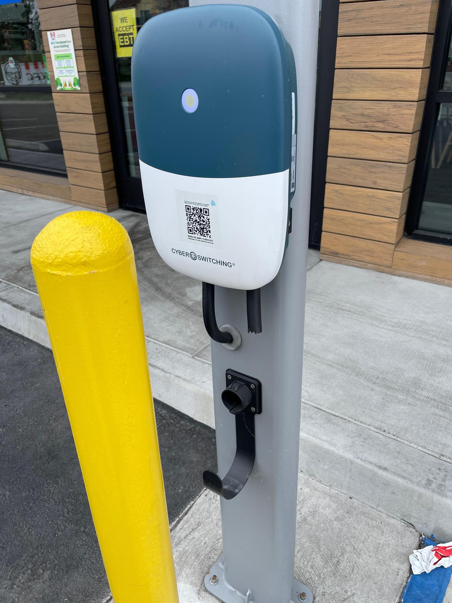 KFC | Paramount, CA | EV Station