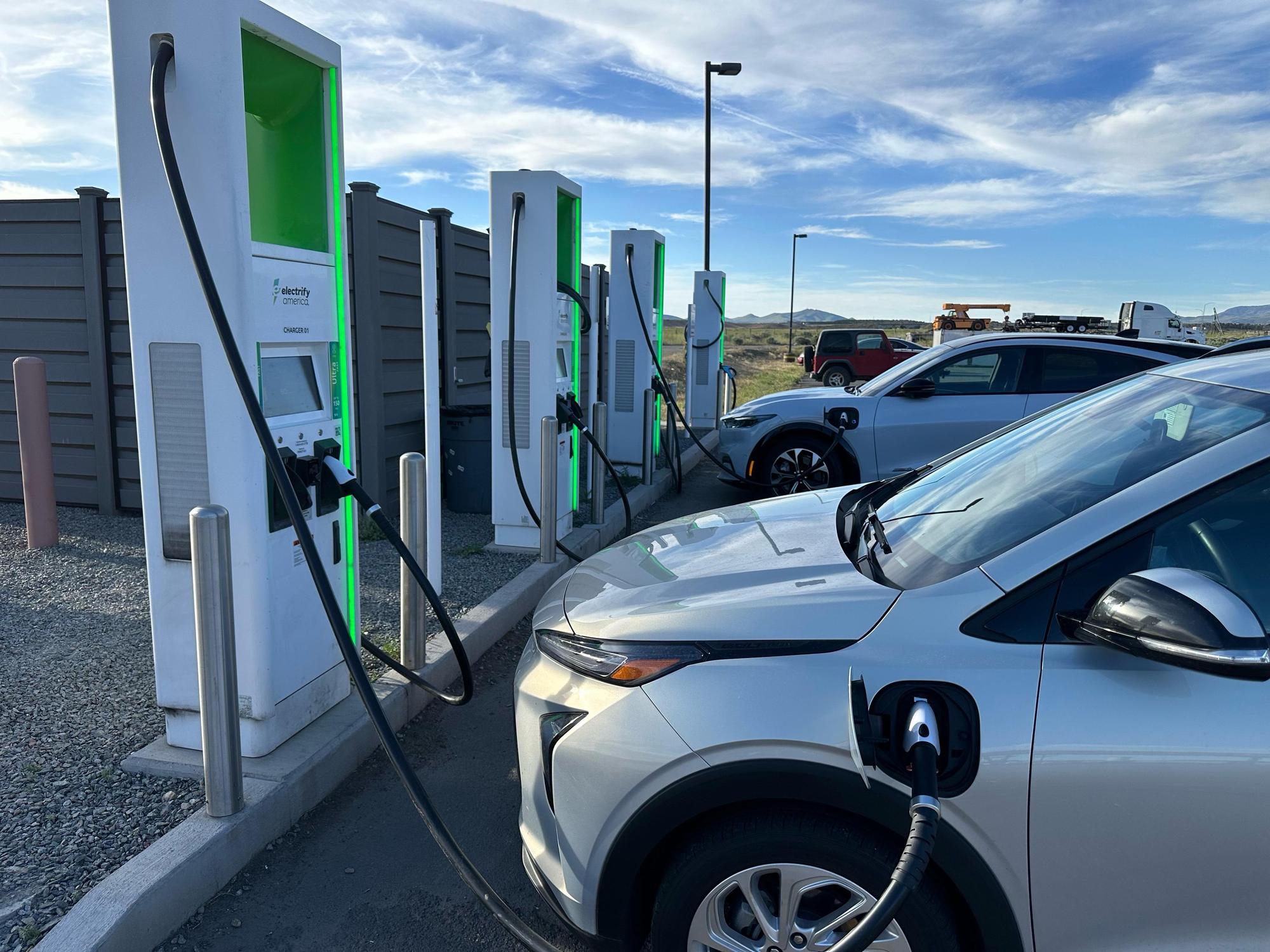 Days Inn | Beaver, UT | EV Station