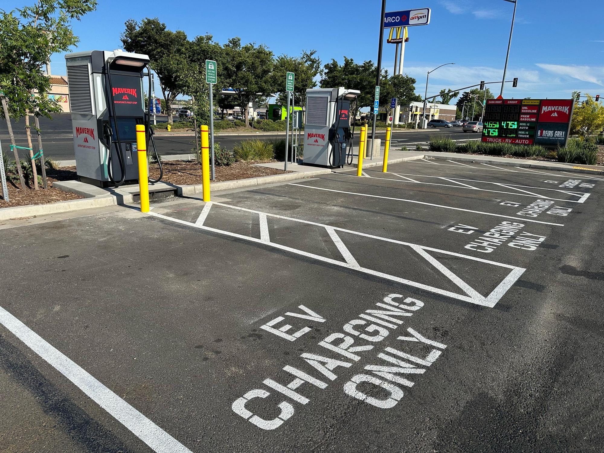 Maverick #640 | Oroville, CA | EV Station
