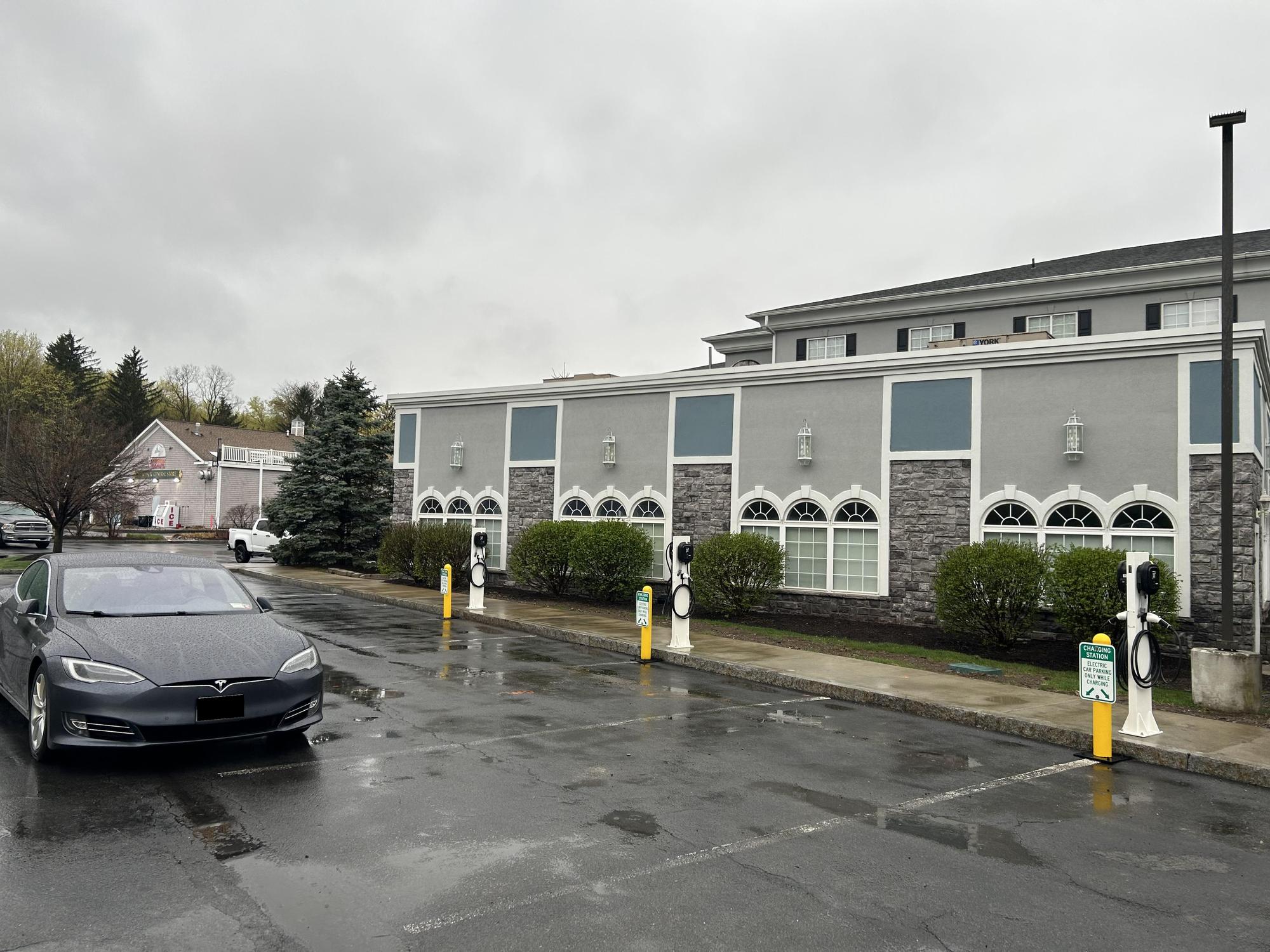Comfort Inn & Suites East Greenbush - Albany | Castleton-On-Hudson, NY ...